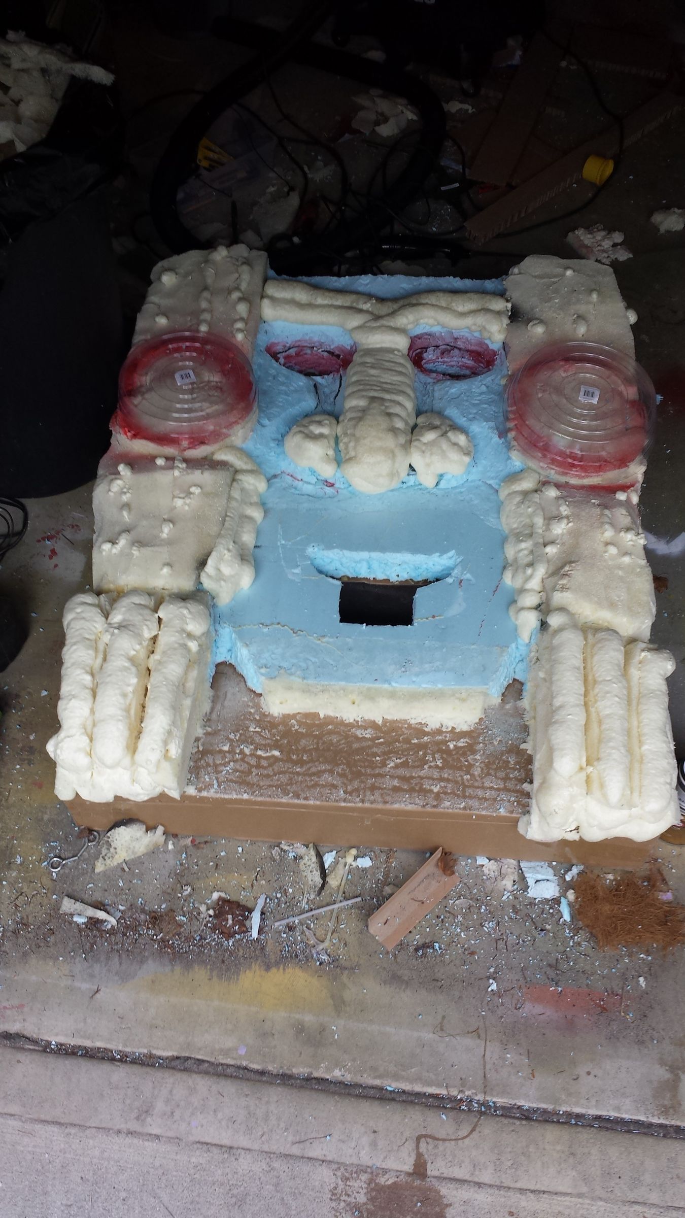 Olmec From Legends of the Hidden Temple : 3 Steps - Instructables
