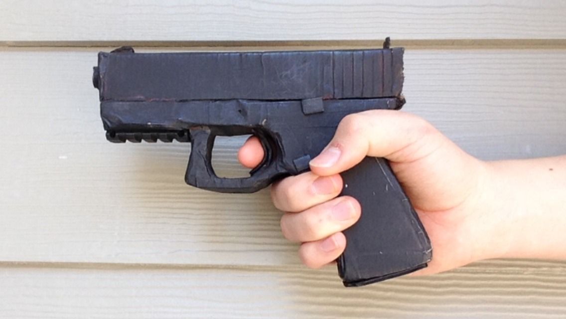 Make a Cardboard Glock With Working Parts : 9 Steps - Instructables