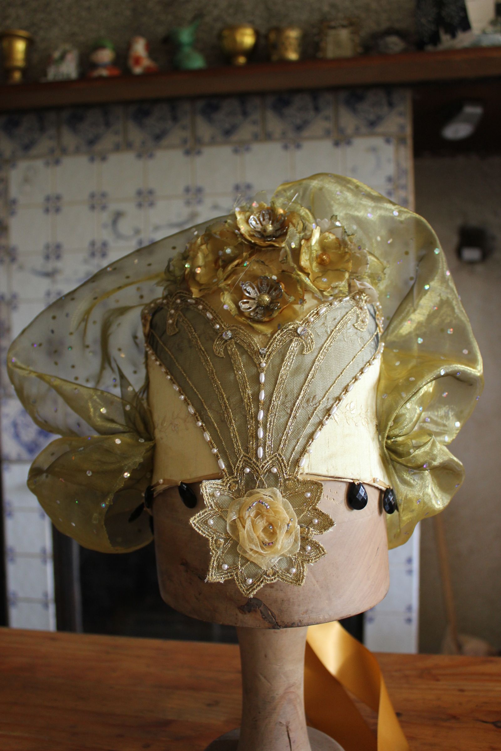 Kokoshnik Tutorial - Traditional Russian Headpiece Great for a Winter ...