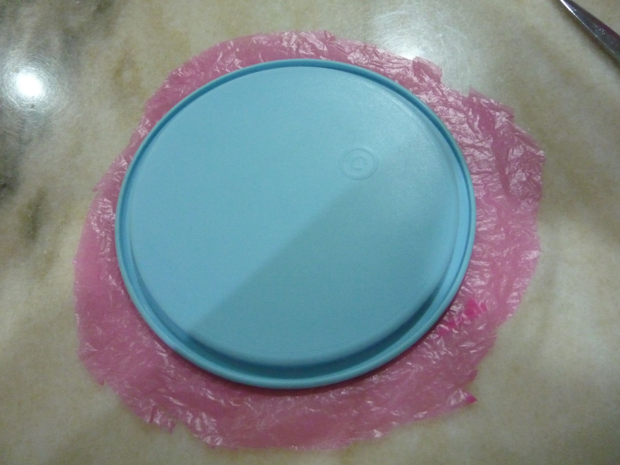 How to Make an Easy Parachute : 8 Steps - Instructables