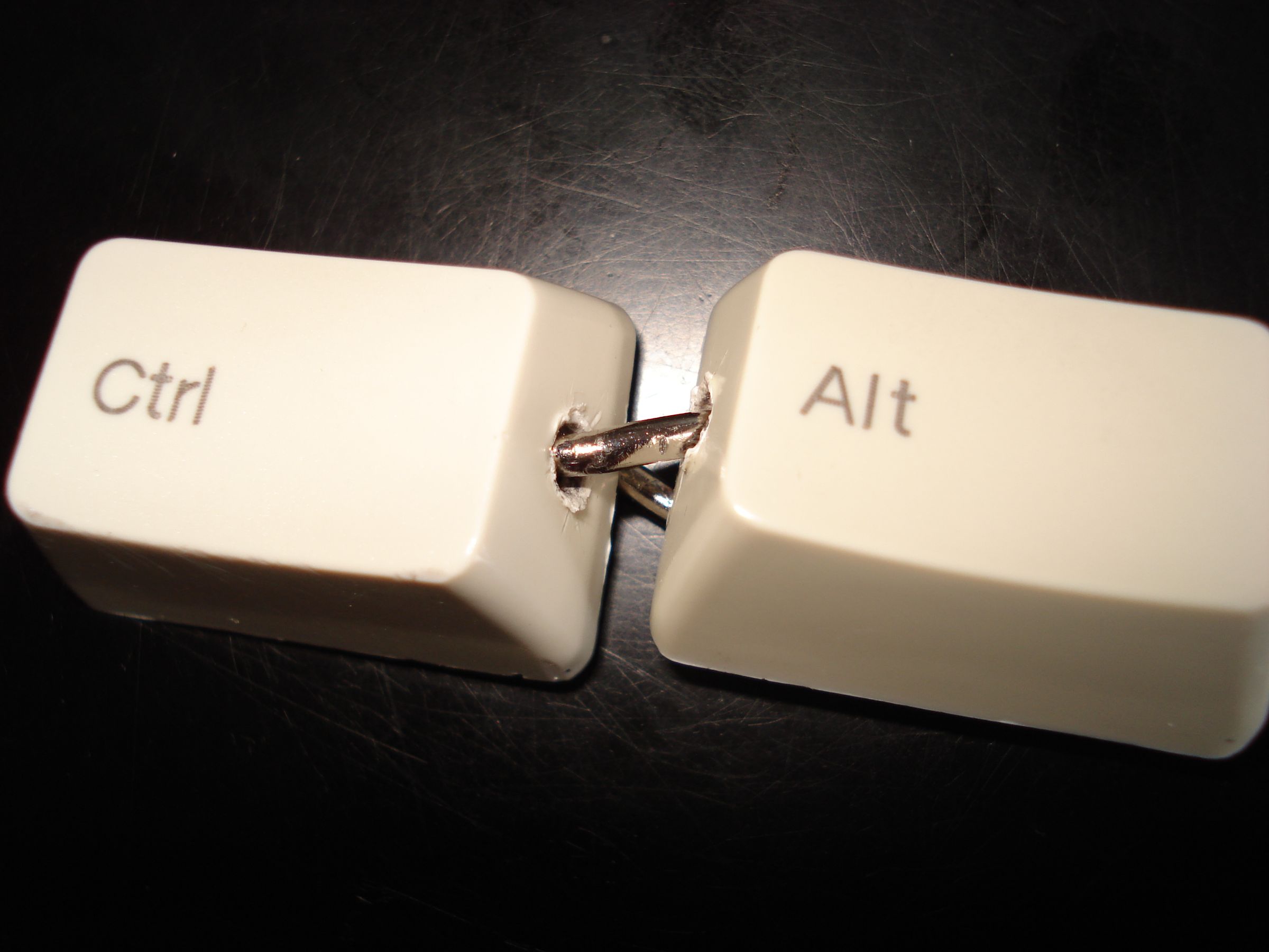 Geek Keychain : 3 Steps - Instructables
