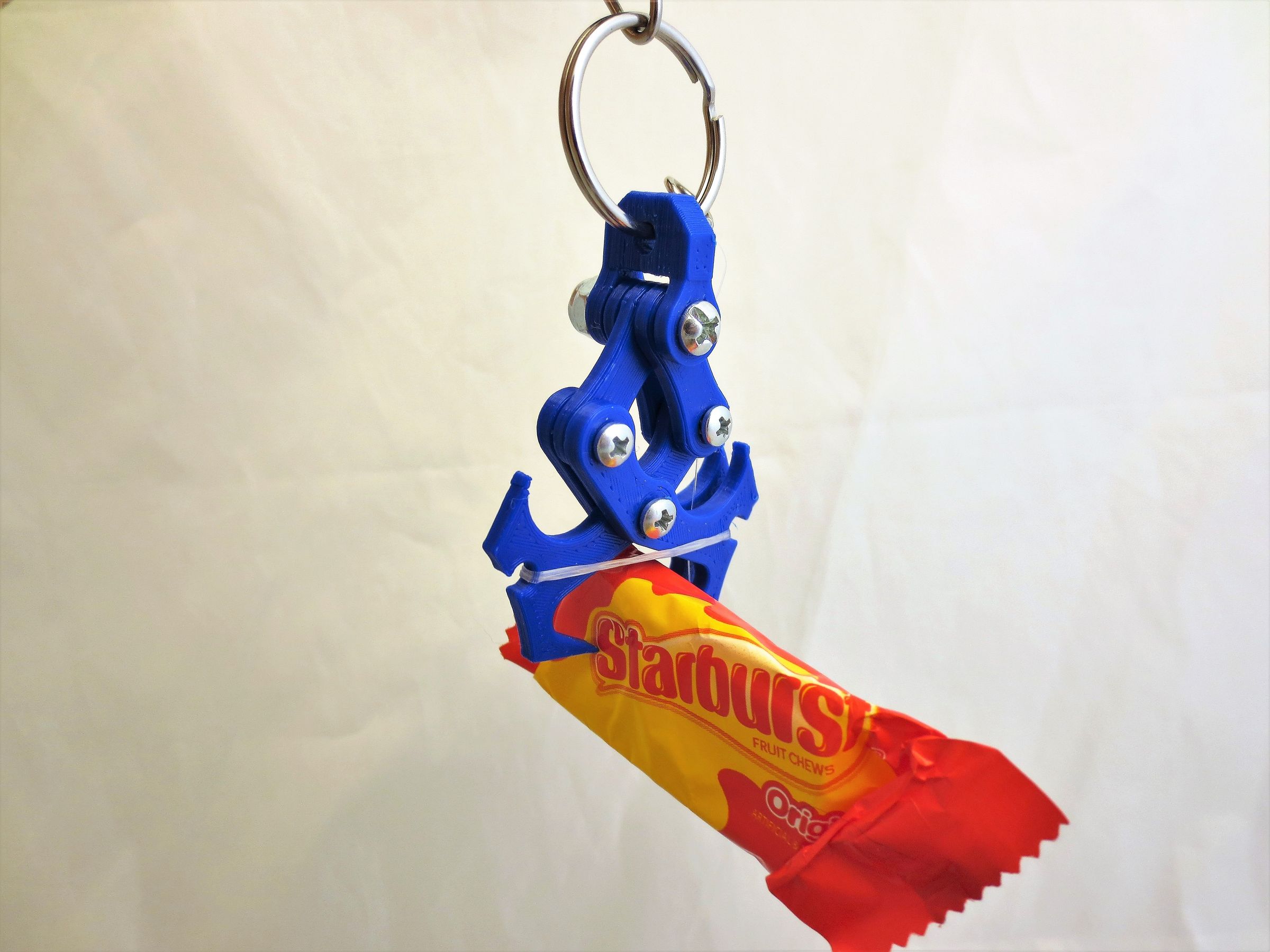 Pocket Grapple- a Toy Mechanical Claw Grappling Hook : 7 Steps (with ...
