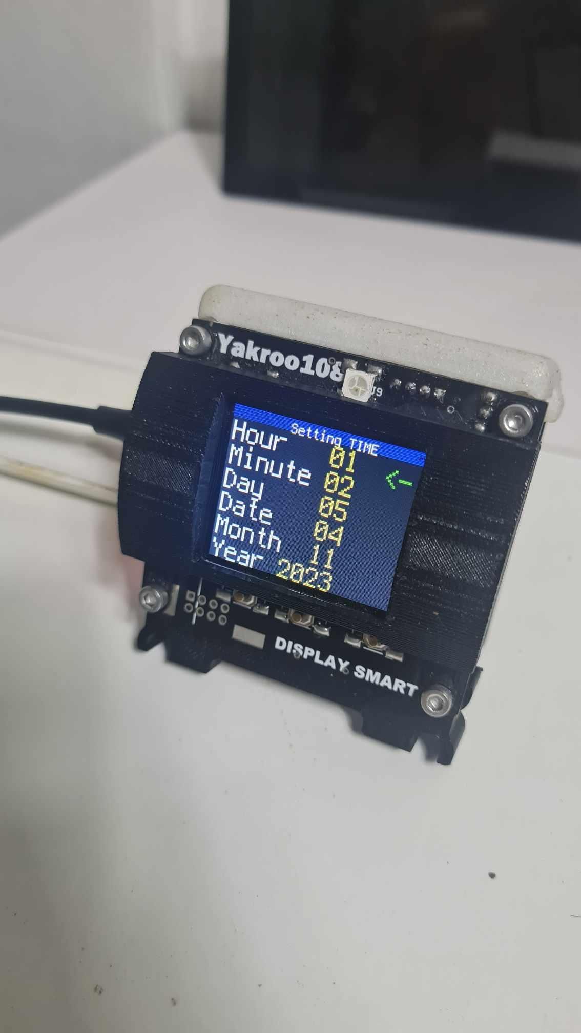 Desk Clock Lcd ST7735 : 5 Steps - Instructables