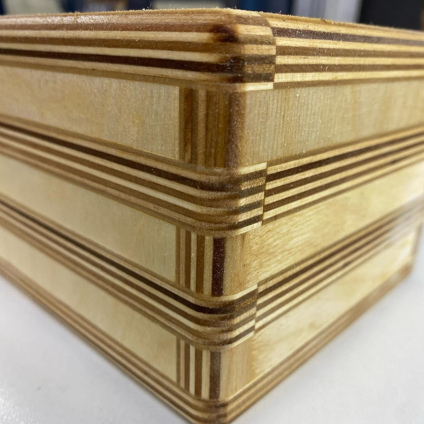 Patterned Plywood Boxes With No Jig Box Joints : 8 Steps (with Pictures ...