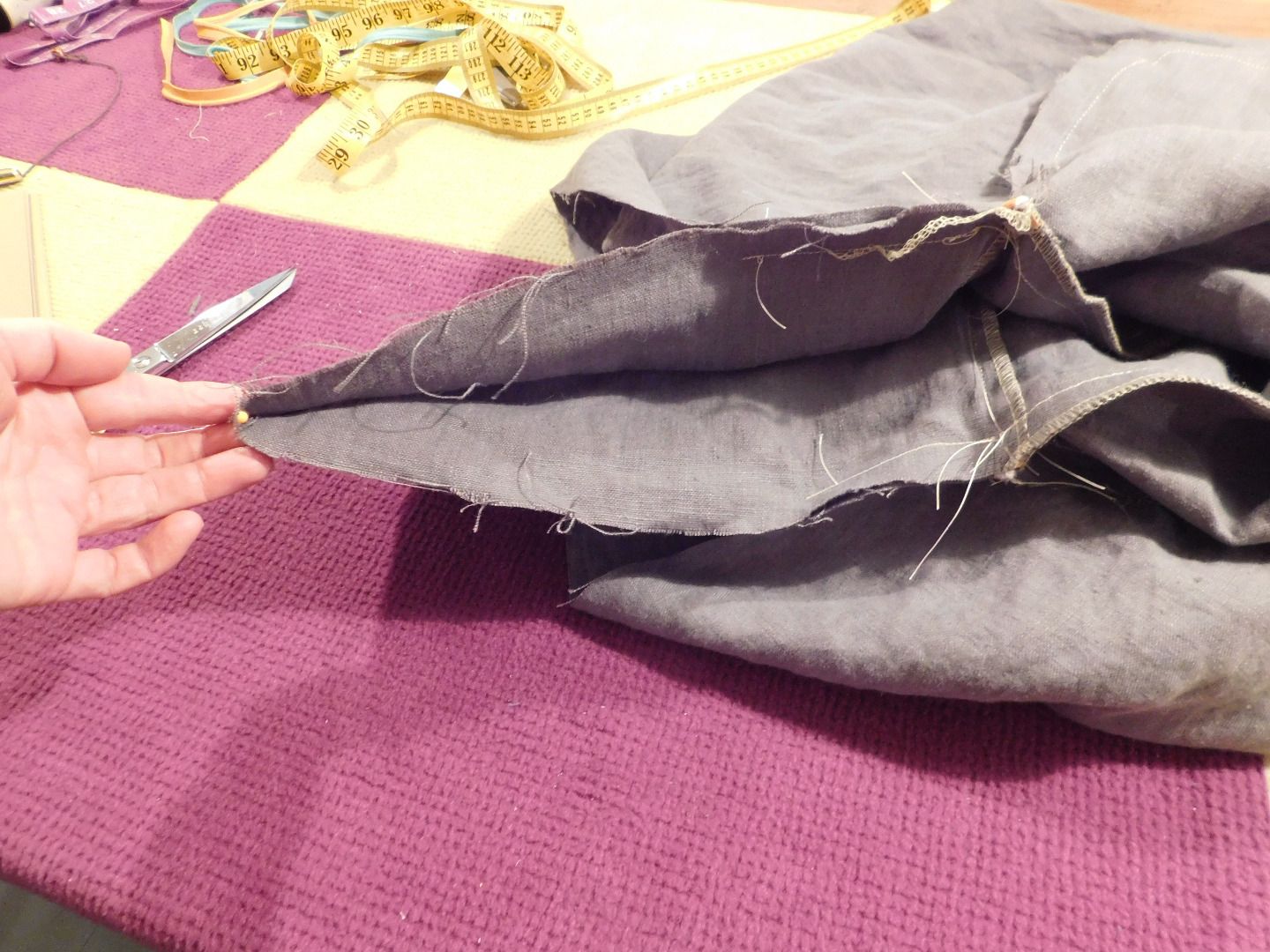 Dining Chair Slipcover - Easy : 9 Steps (with Pictures) - Instructables