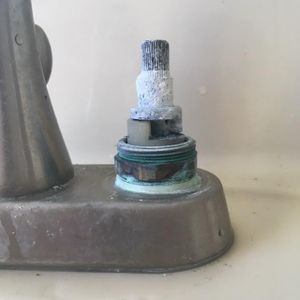 How to Remove a Stuck Faucet Cartridge : 3 Steps - Instructables