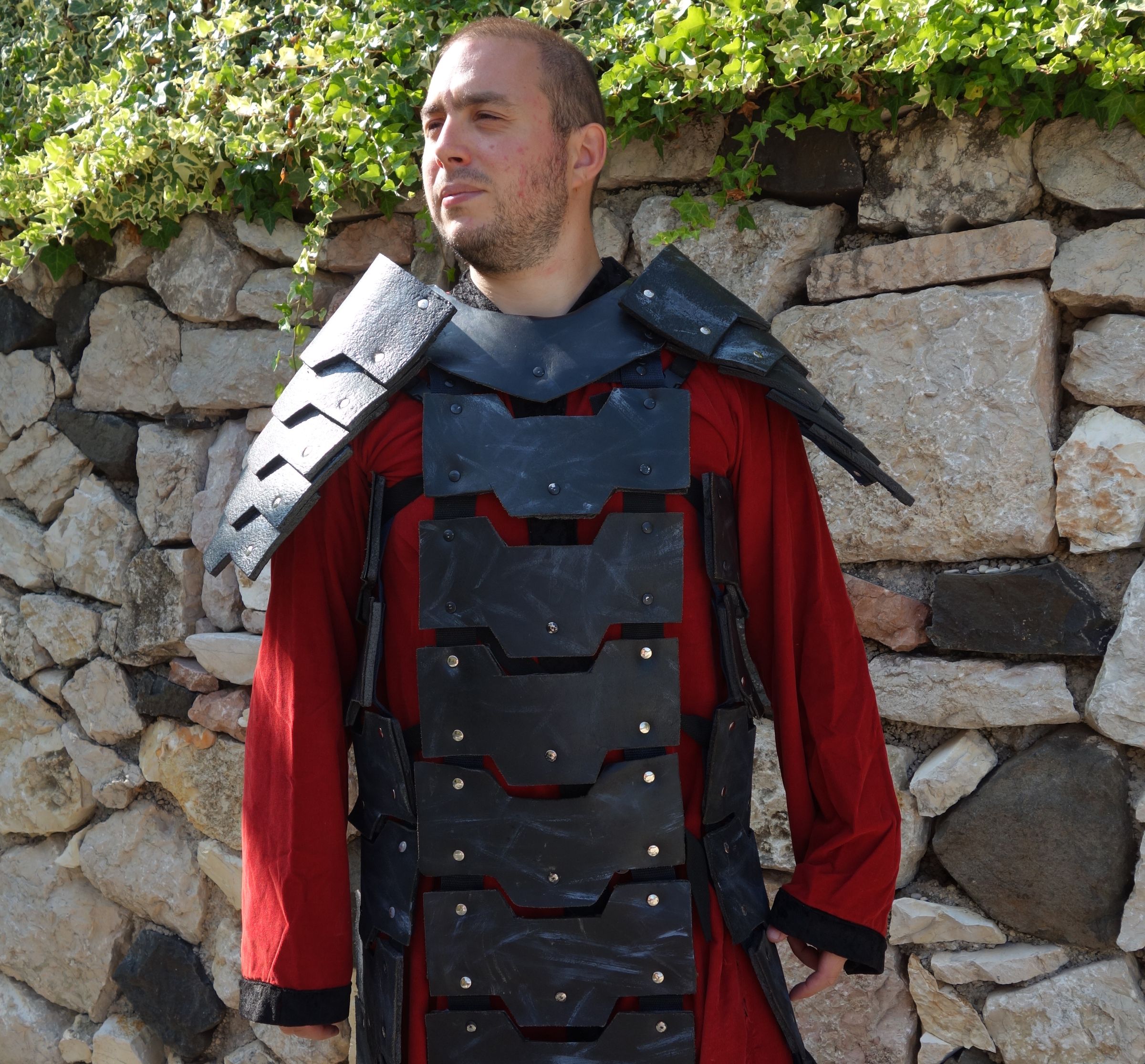 Futuristic Plate Armour (Larp) : 9 Steps (with Pictures) - Instructables