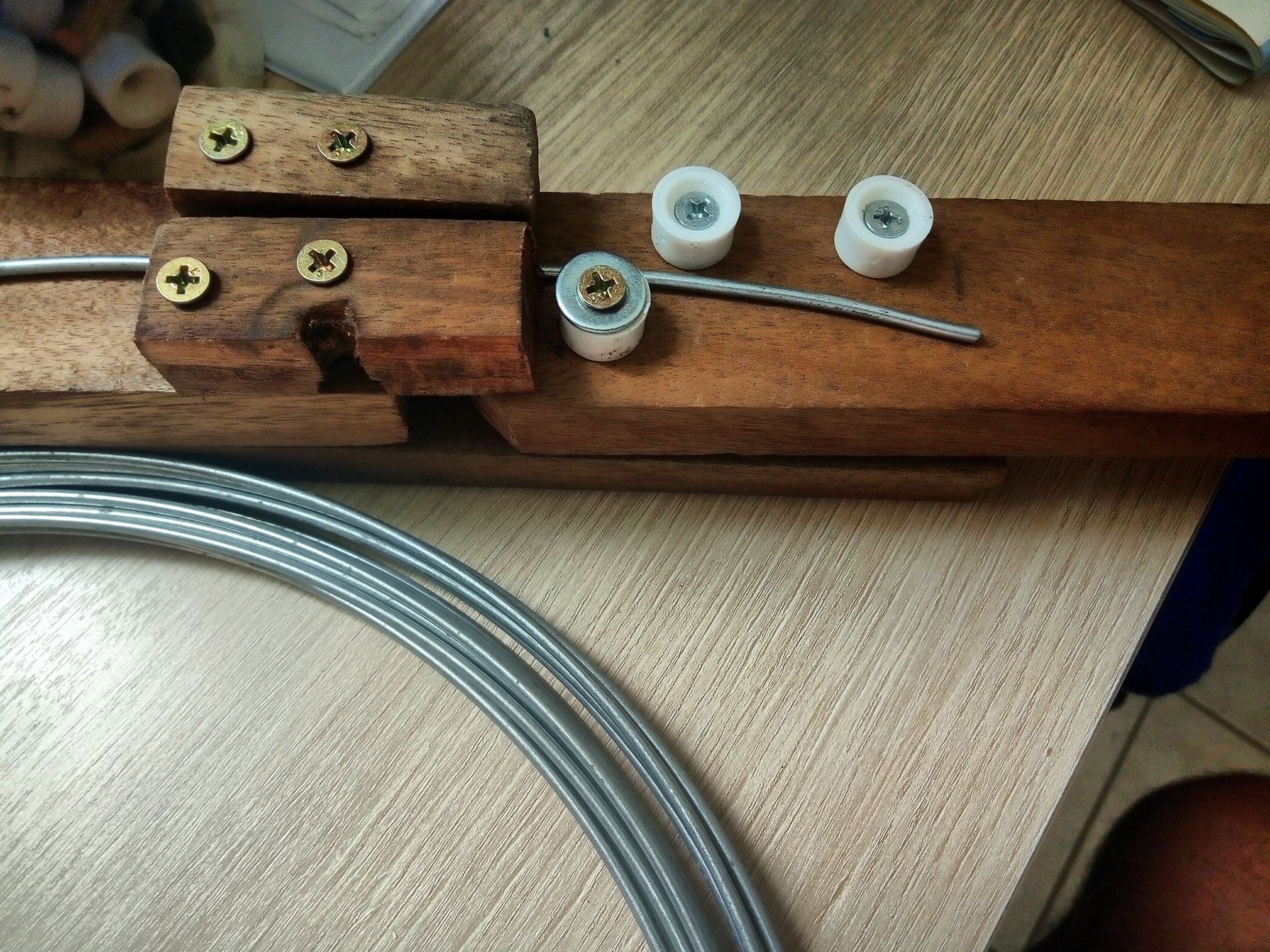 Quick and Easy Tube or Wire Bender : 4 Steps - Instructables