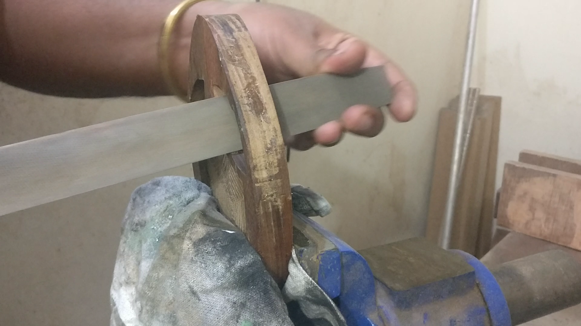 RGB Alienware Headphone Stand : 13 Steps (with Pictures) - Instructables