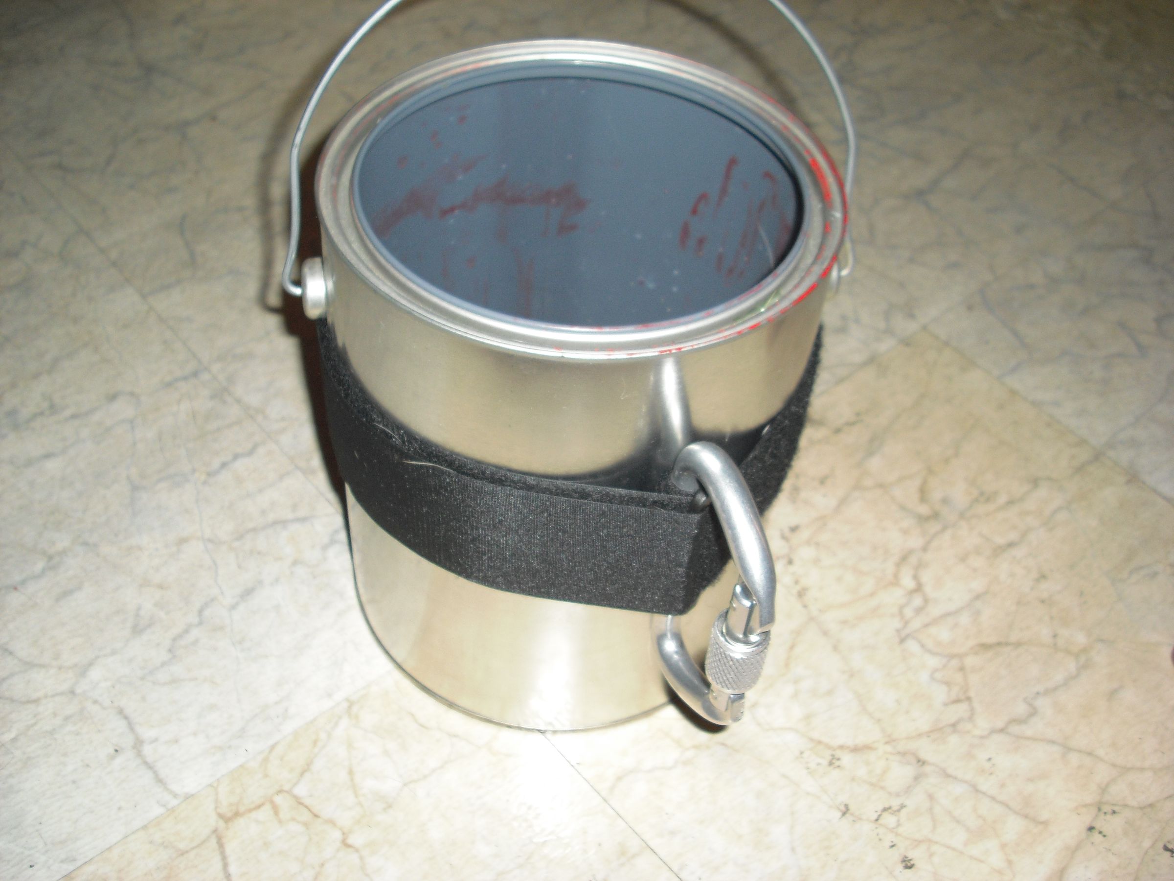 Paint Can Pocket: the Dumbest Fashion Statement : 4 Steps - Instructables