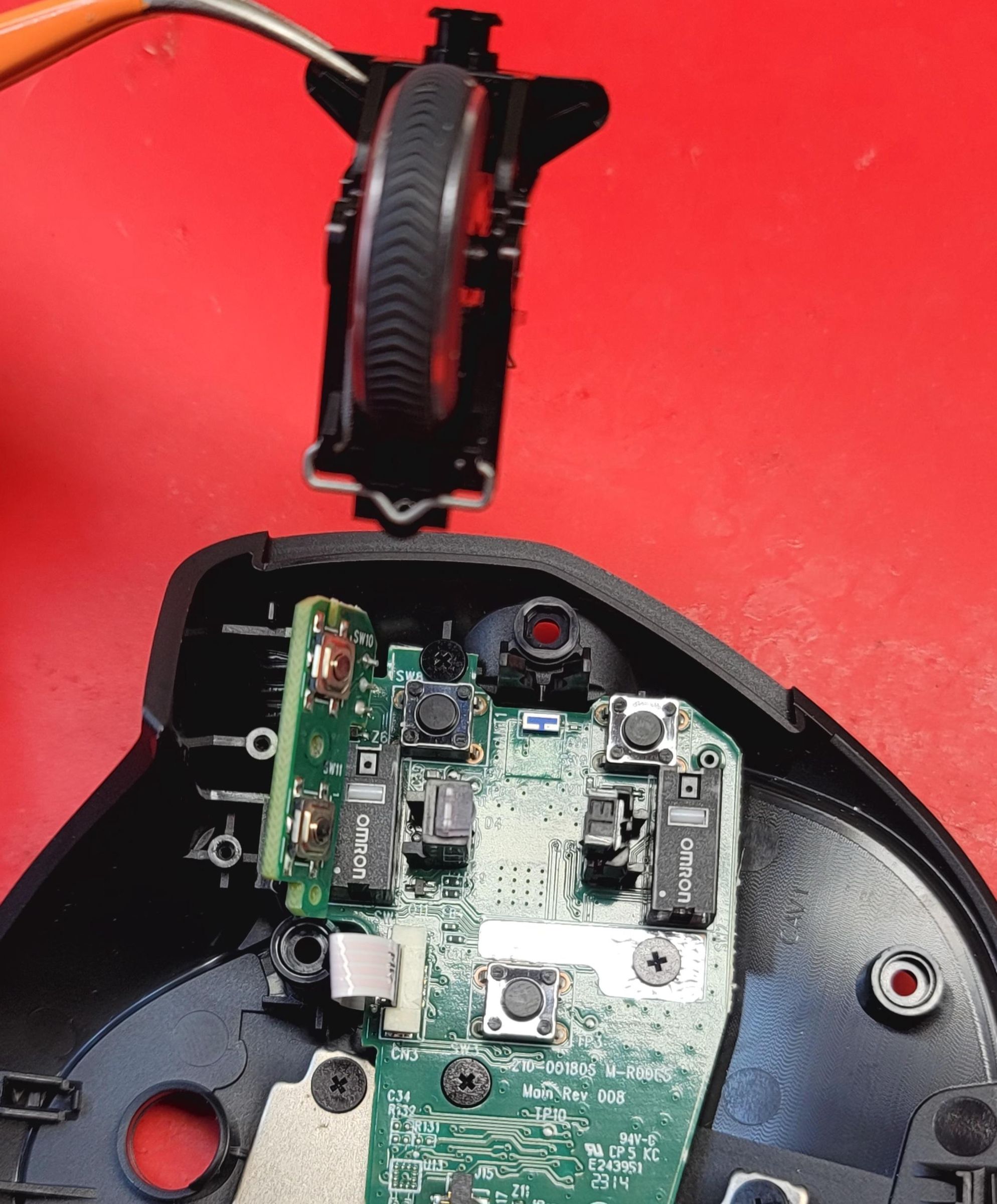 Converting the Logitech MXERGO Trackball Mouse to USB C : 6 Steps (with ...