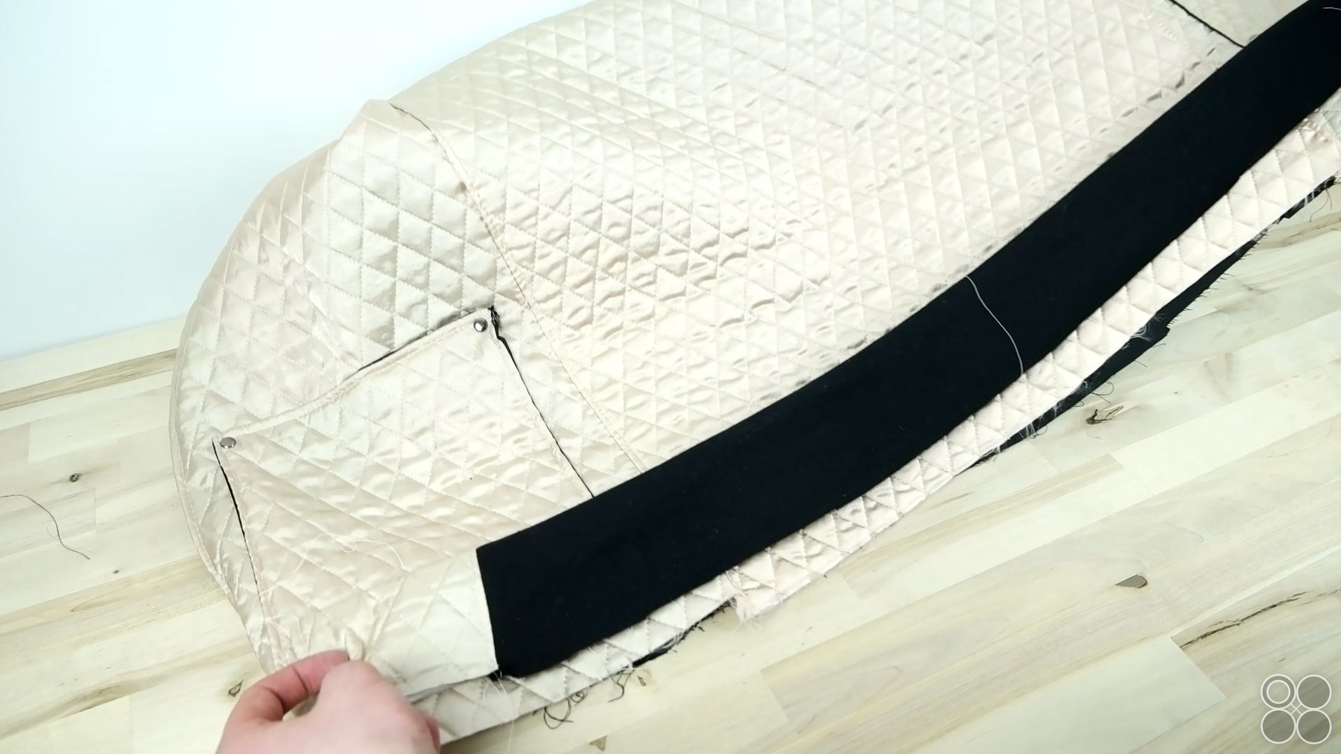 How to Make Bomber Jacket : 22 Steps (with Pictures) - Instructables