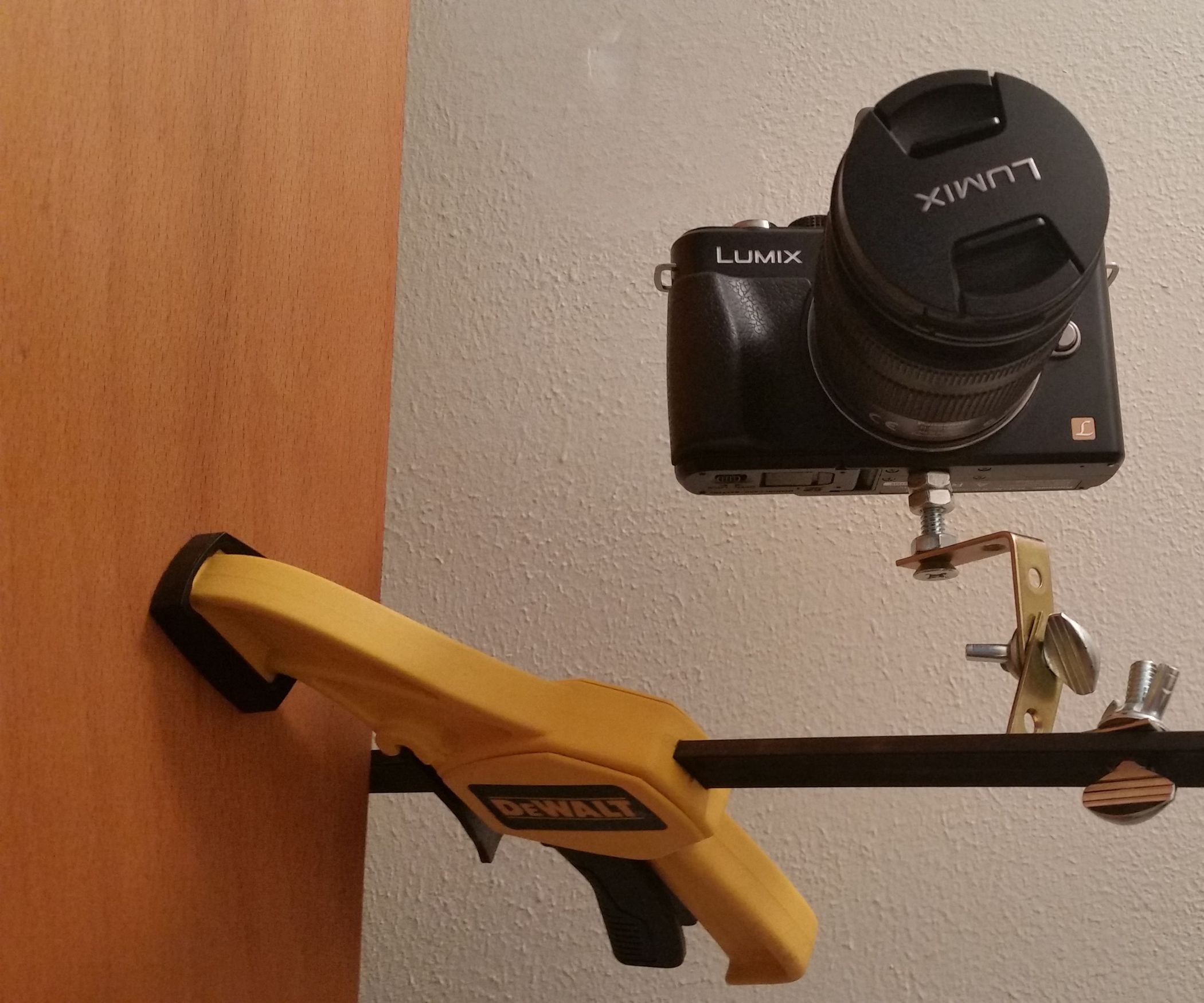 One-Handed Clamp Camera Mount : 7 Steps (with Pictures) - Instructables