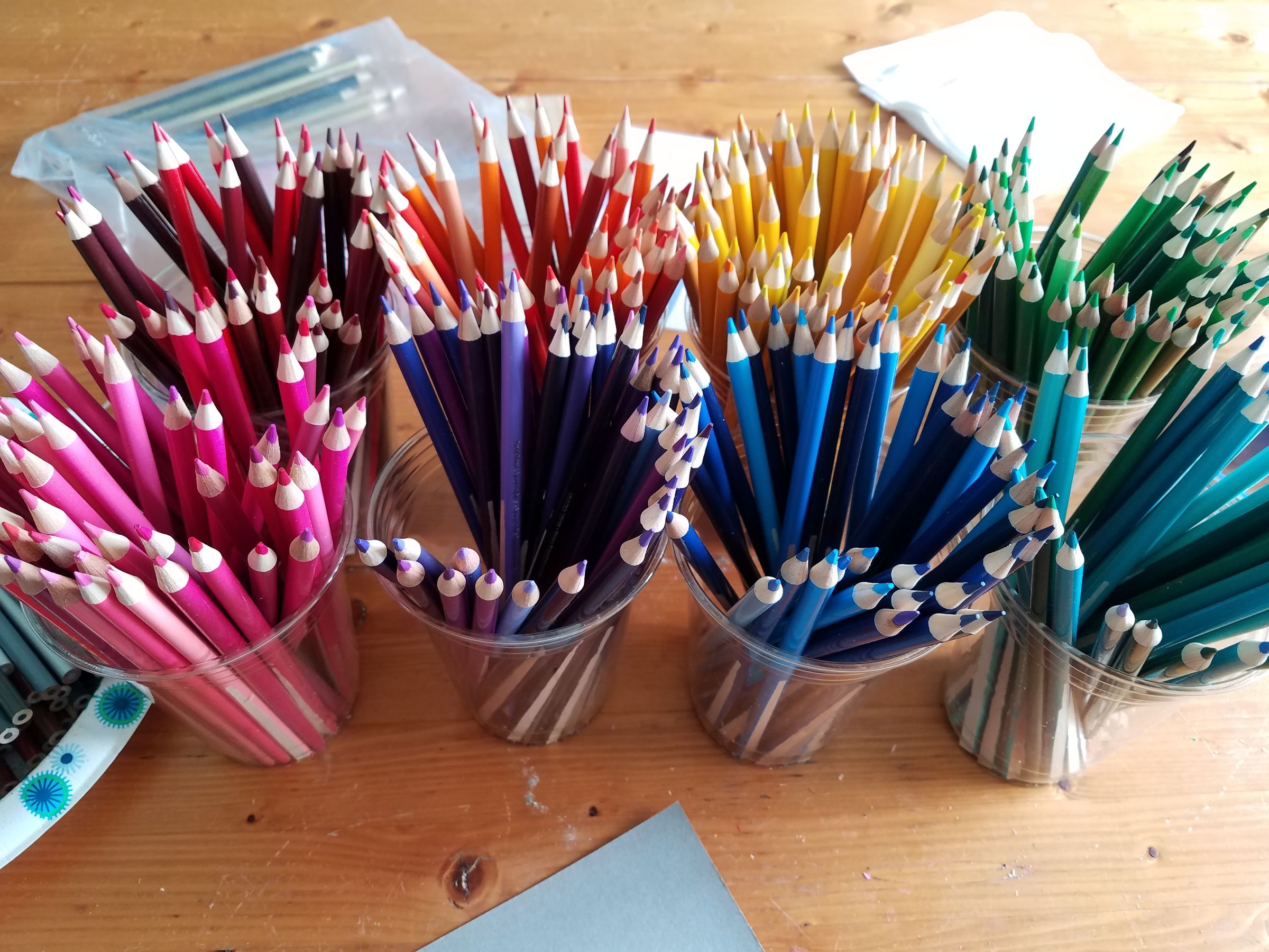 Rainbow Colored Pencil Mirror : 13 Steps (with Pictures) - Instructables