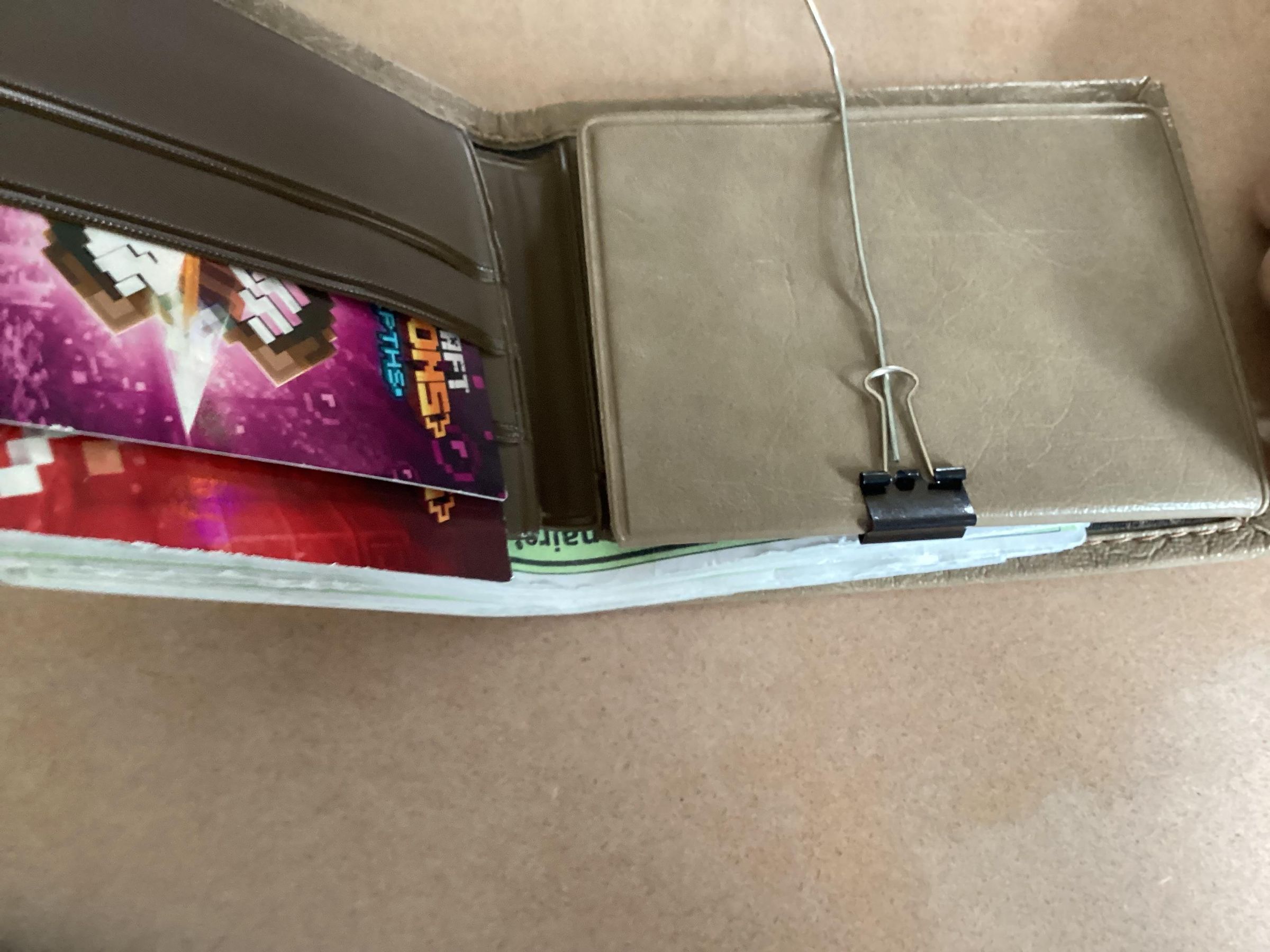 How to Attach Your Keys to Your Wallet So You Never Lose Them : 4 Steps ...