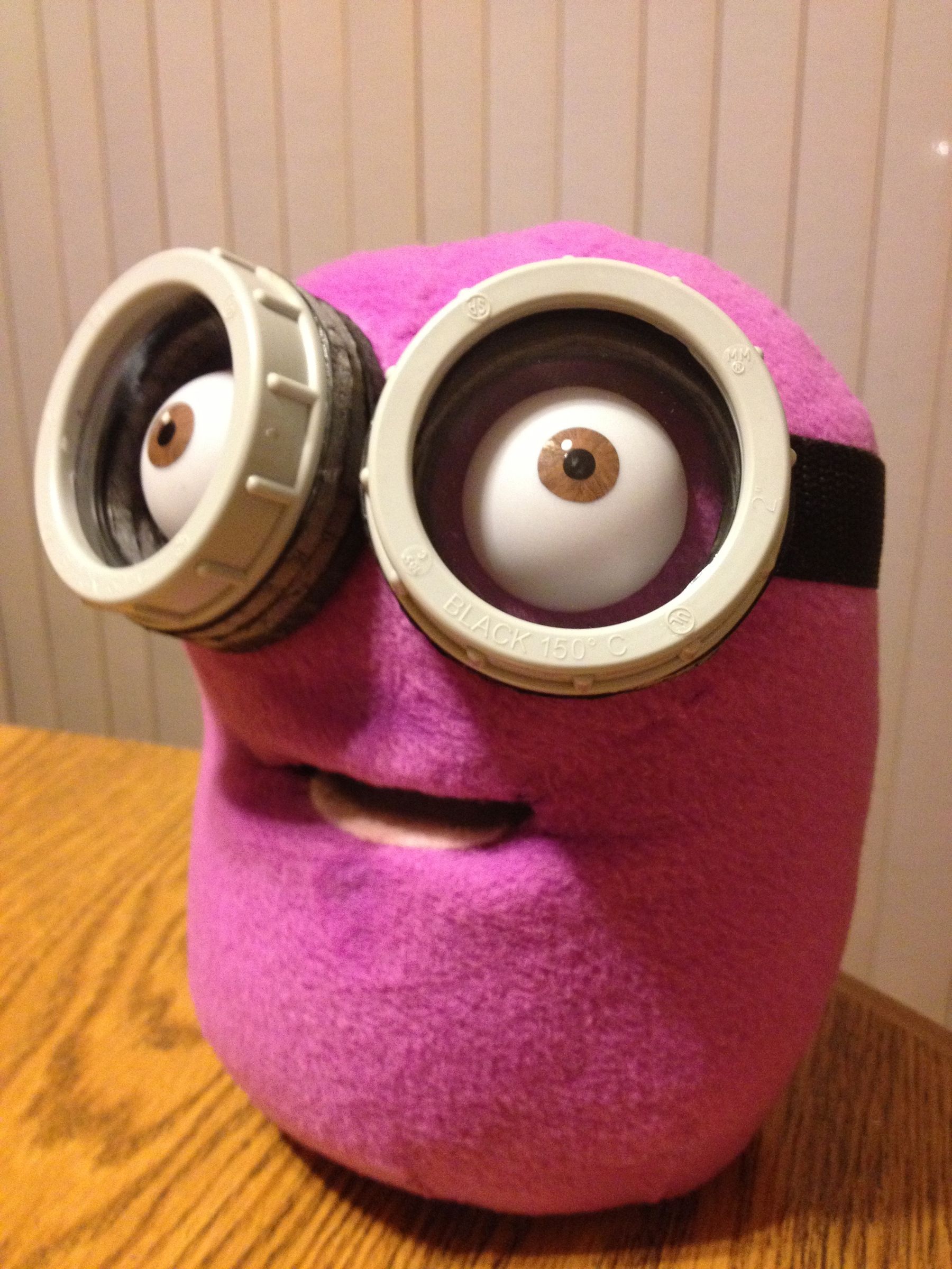 Custom Made Purple Minion Puppet : 14 Steps (with Pictures) - Instructables