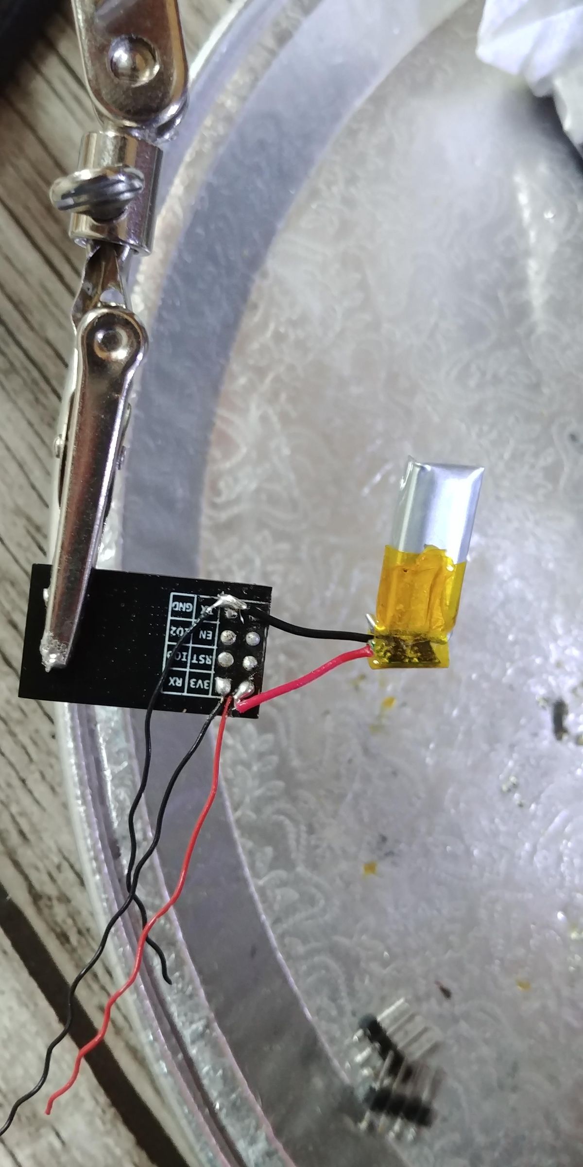 Diy Re-Configurable ESP01 Wifi-Button With Charging Base : 20 Steps ...