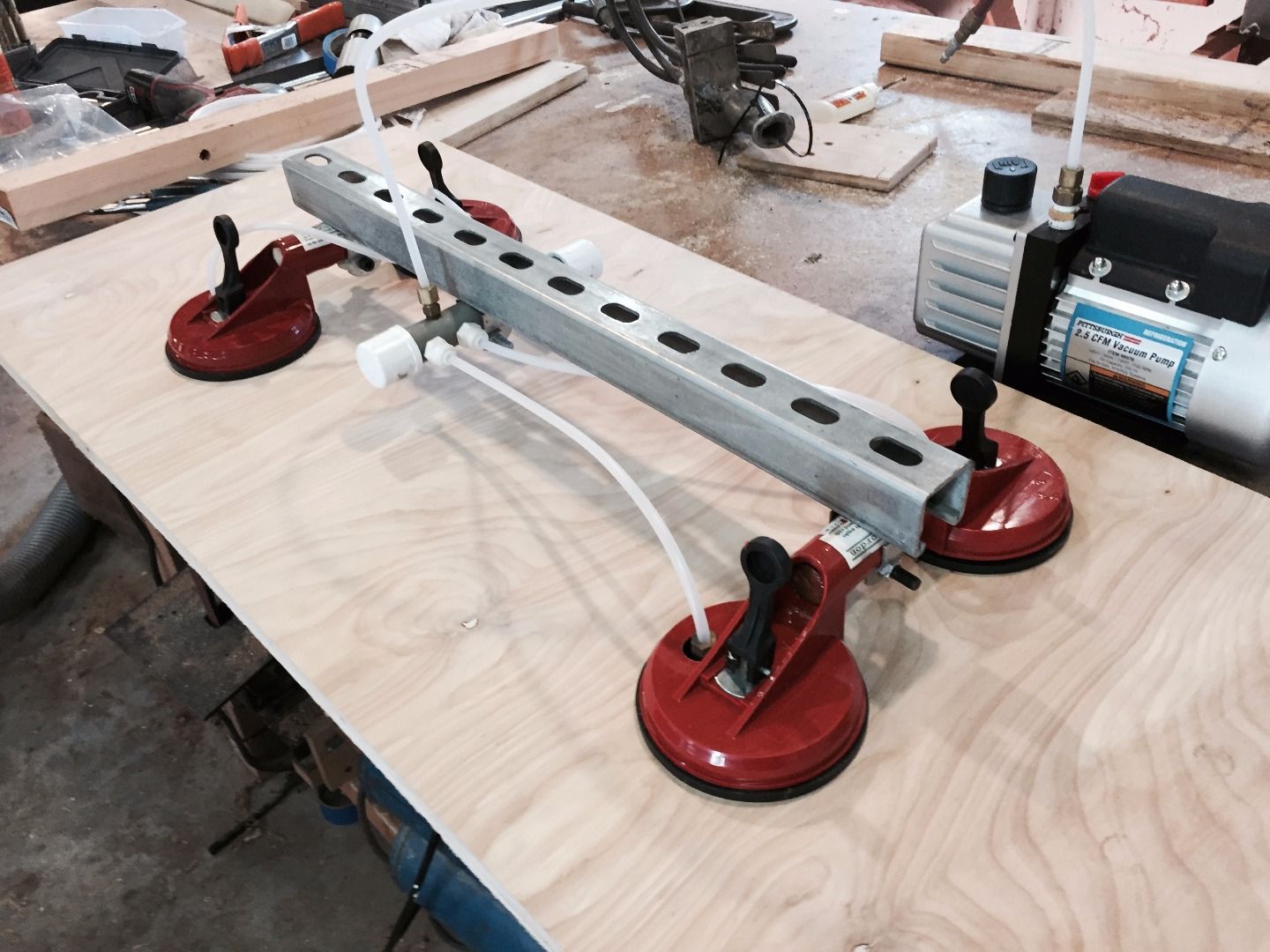 How to Make a Vacuum Powered Plywood Lifter for Your Workshop : 5 Steps ...