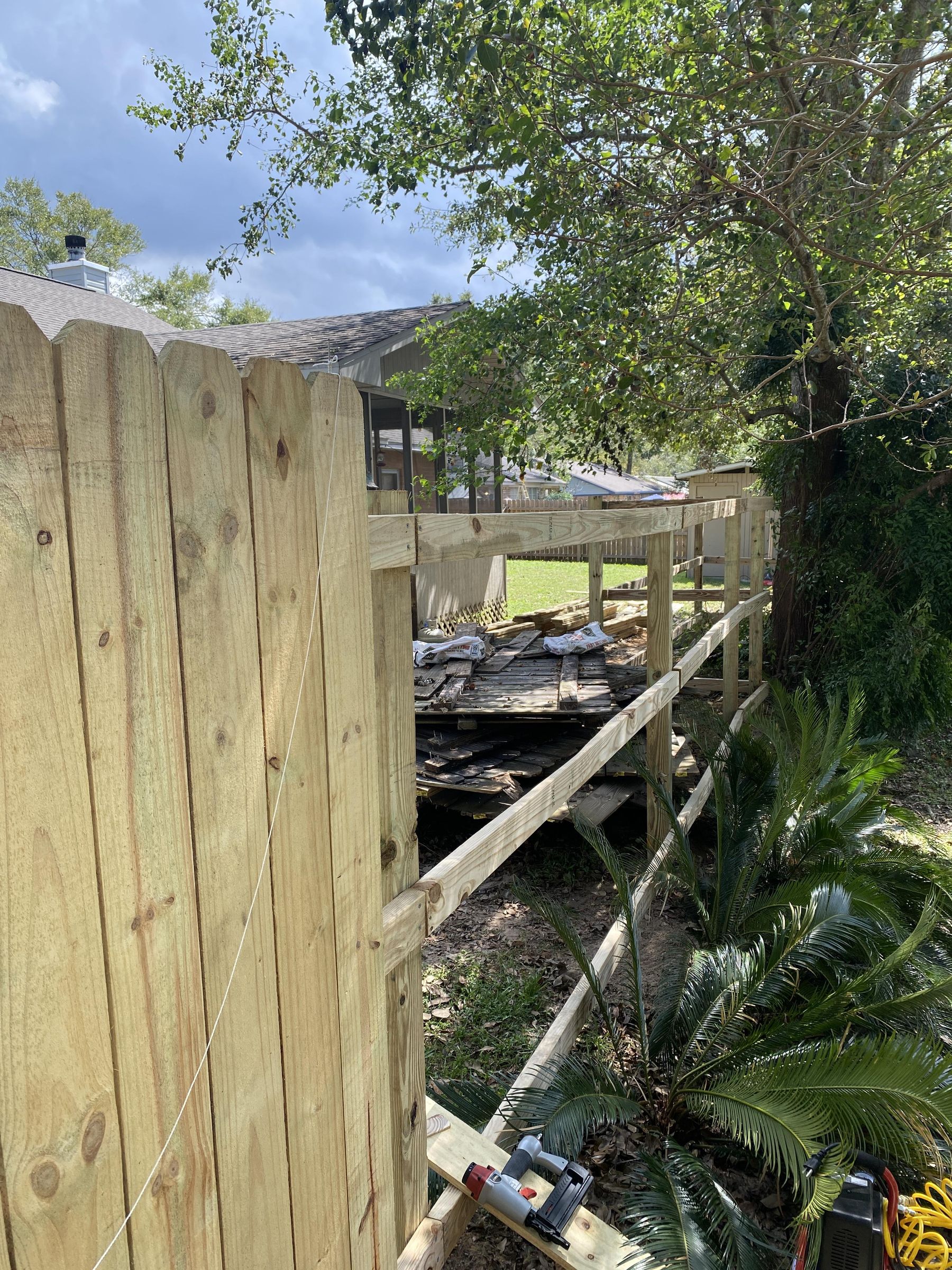 How To Build A Dog Eared Privacy Fence