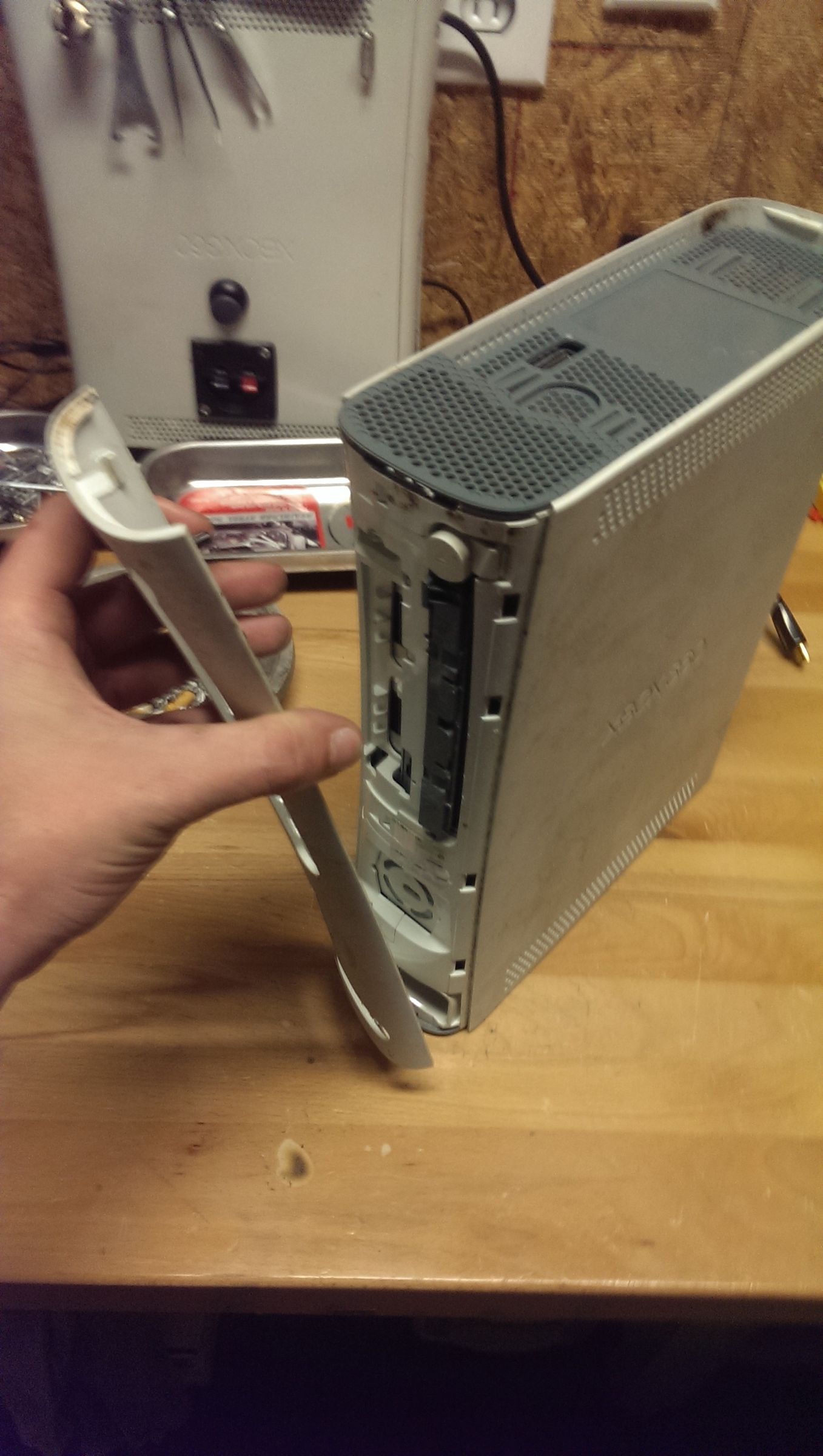 How to Reball Red Ring of Death Xbox 360 : 24 Steps (with Pictures ...