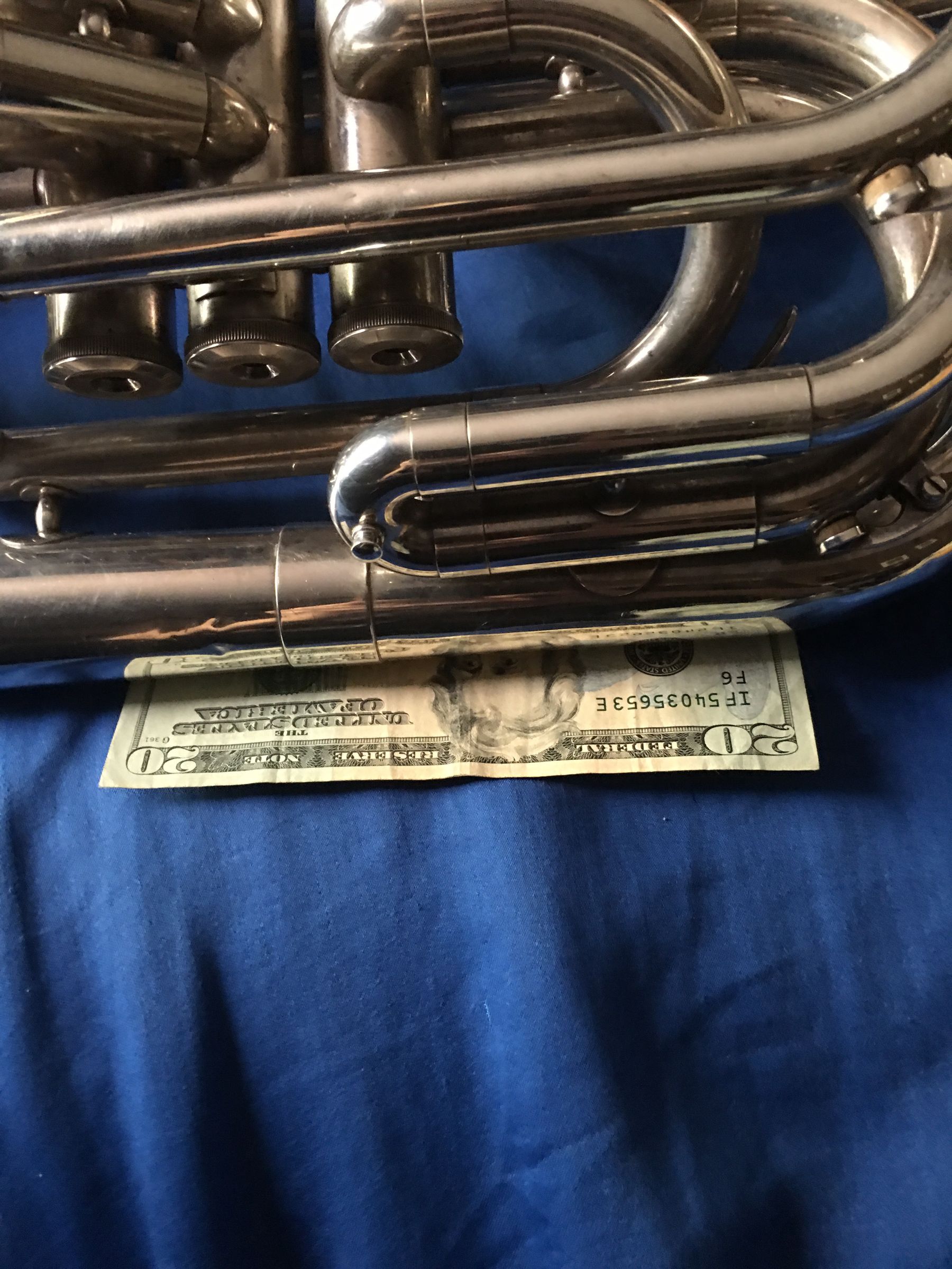 How to Play the Marching Baritone AKA the War Trumpet : 3 Steps ...