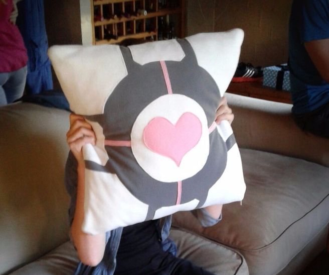 Portal Companion Cube Pillow : 3 Steps (with Pictures) - Instructables