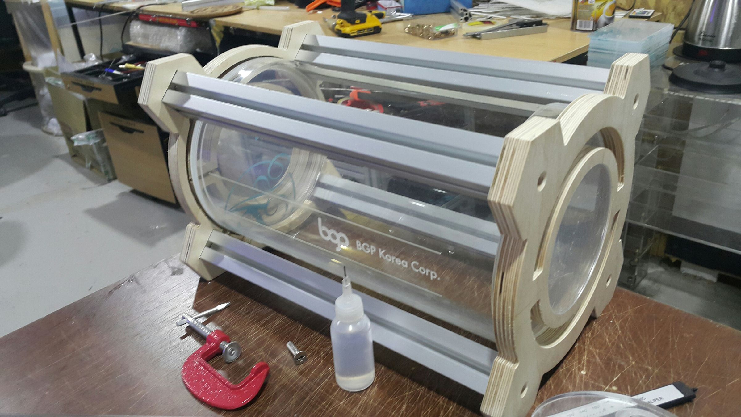 Acrylic Fish Tank (aquarium) : 6 Steps - Instructables