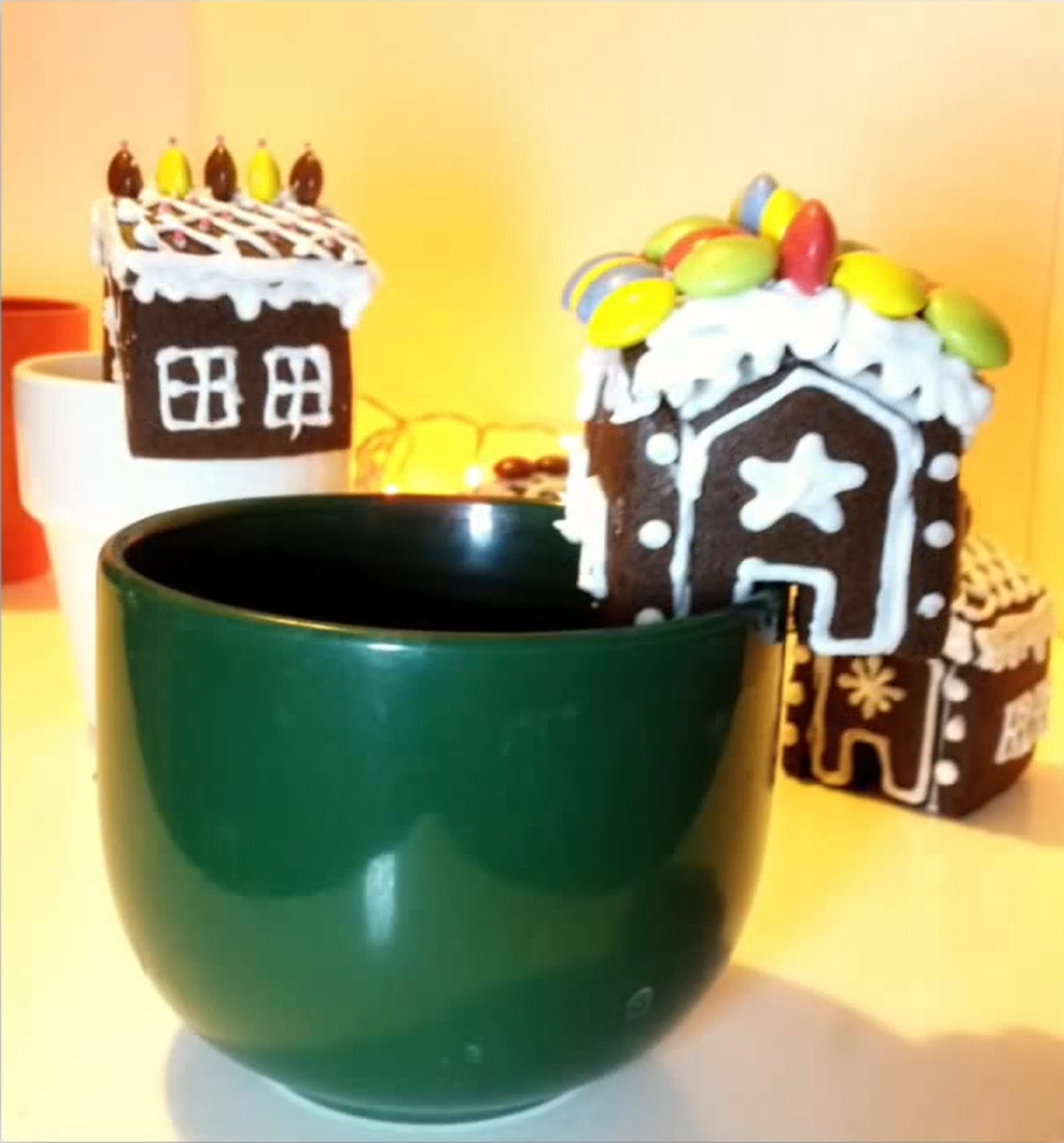 Cookie House on a Cup (no Gingerbread!) : 7 Steps (with Pictures ...