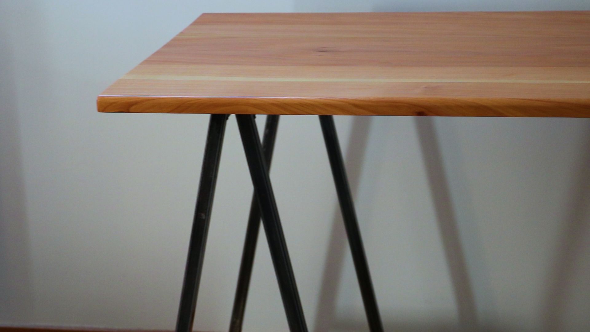 Folding Sawhorse Desk : 7 Steps (with Pictures) - Instructables