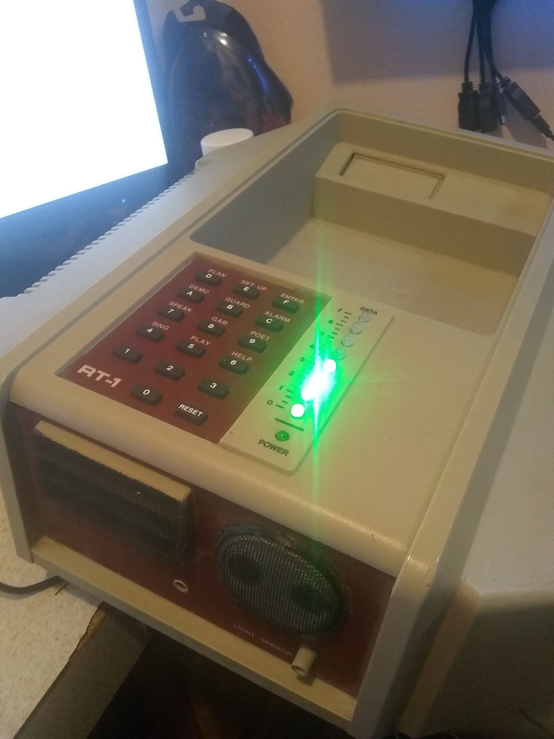 Upgrade Heathkit Hero Jr Robot With Modern Hardware : 4 Steps ...