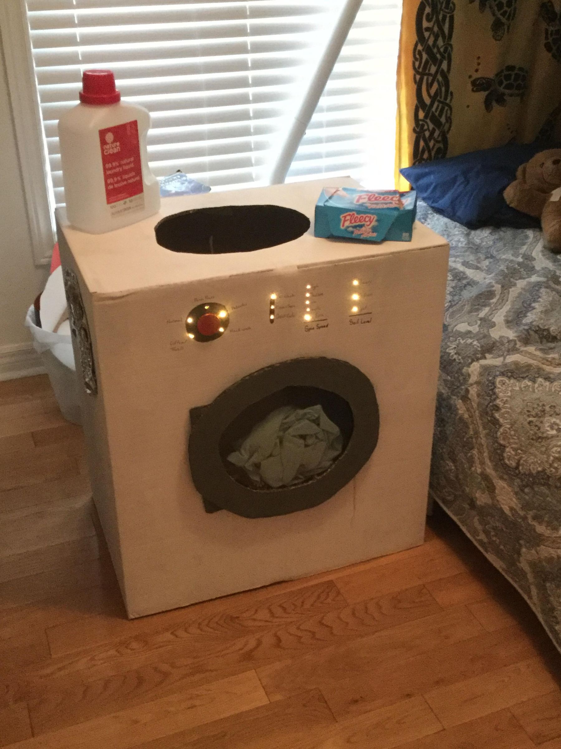 Light Up Washing Machine Costume! : 10 Steps - Instructables