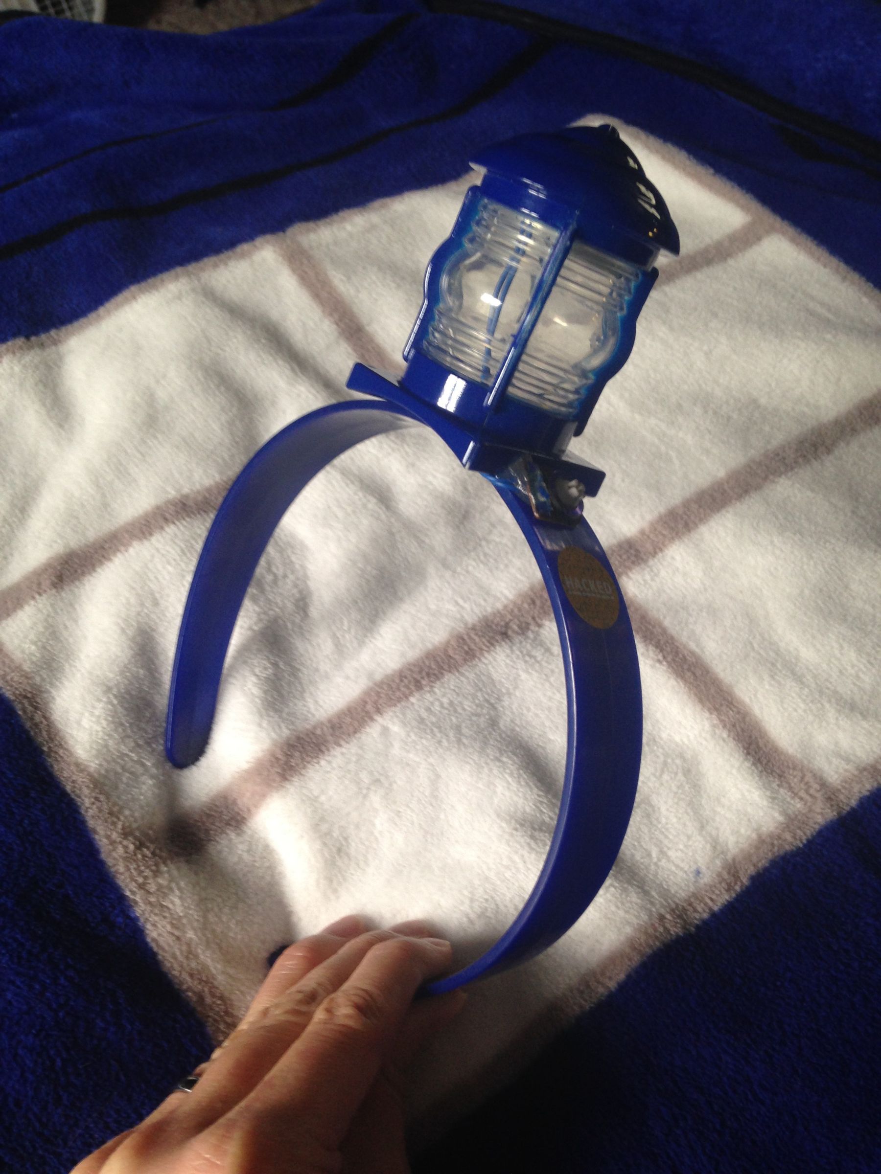 Dr Who TARDIS Headband With Flashing Light and Sound Effect : 9 Steps ...