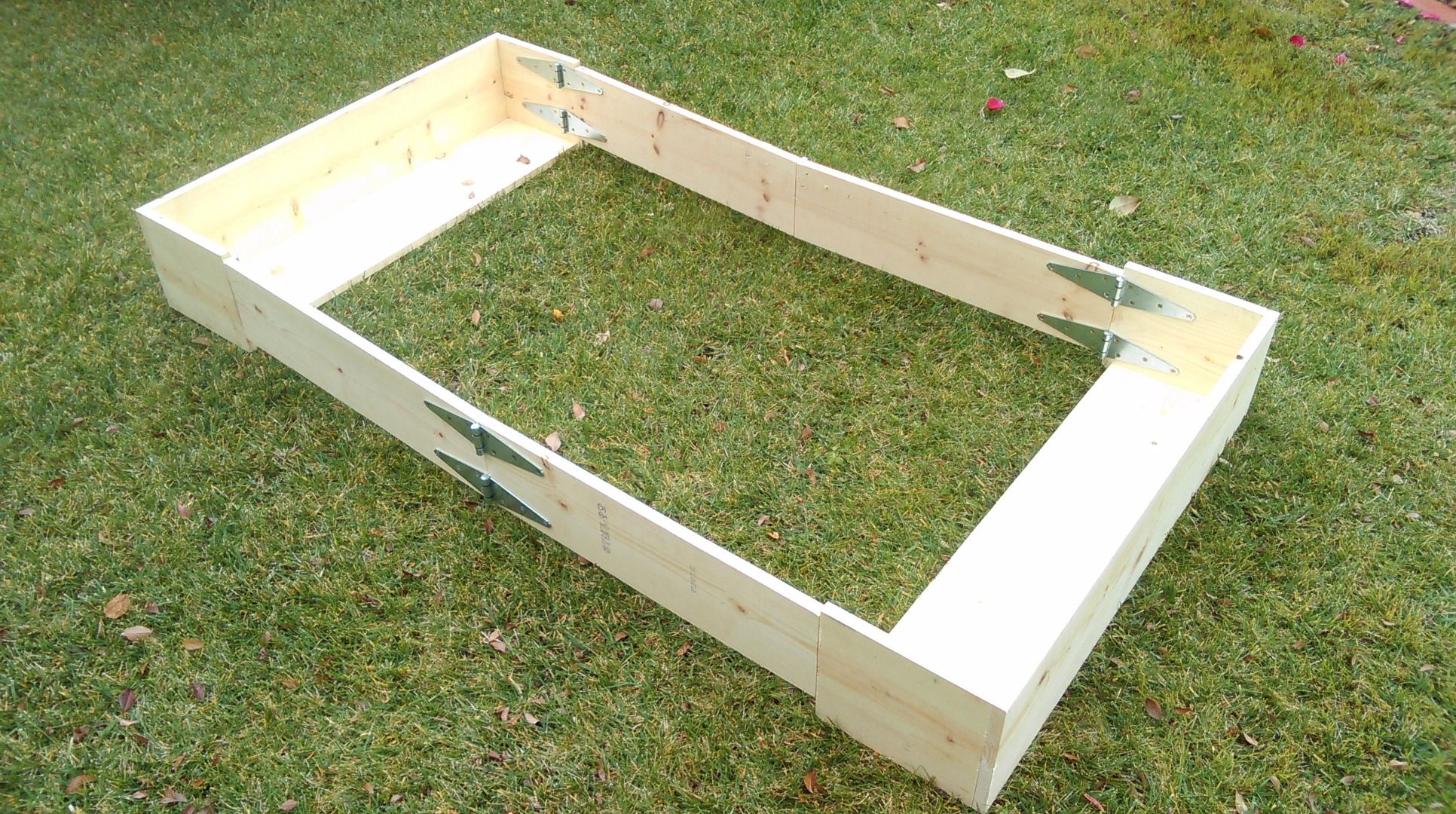 Bed in a Box : 4 Steps (with Pictures) - Instructables