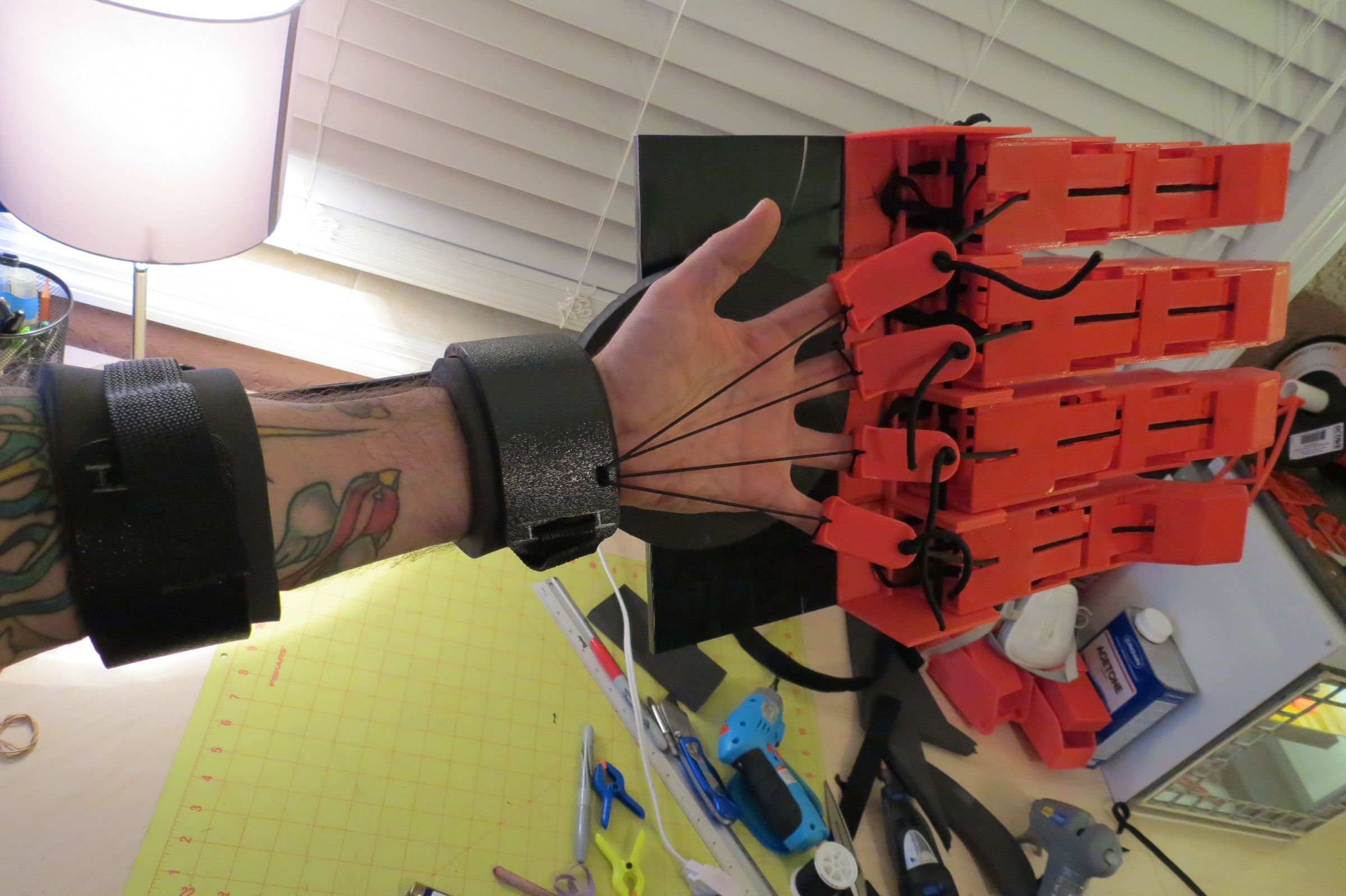 3D Print an Articulated Warhammer 40k Power Fist : 8 Steps (with ...