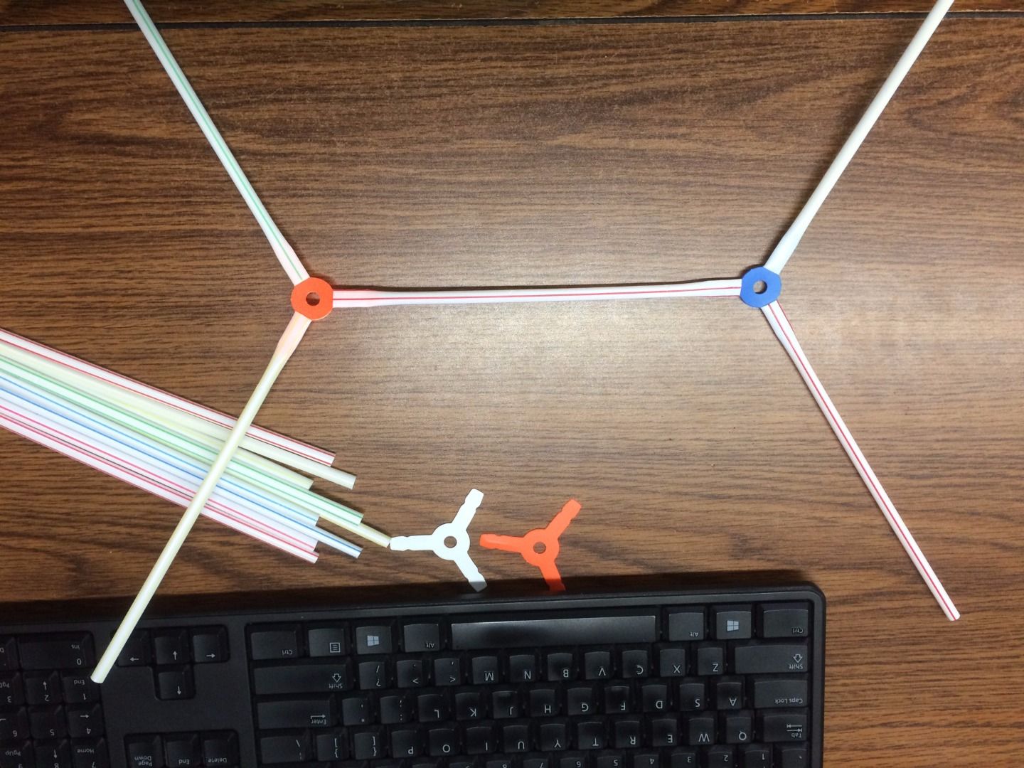 Strawbee Cube - Instructables