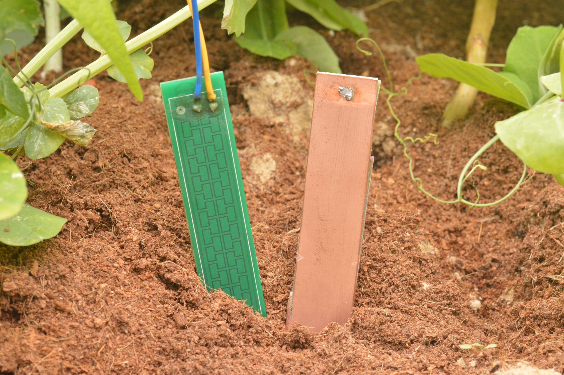 Comparison of Capacitive Soil Probes - Instructables