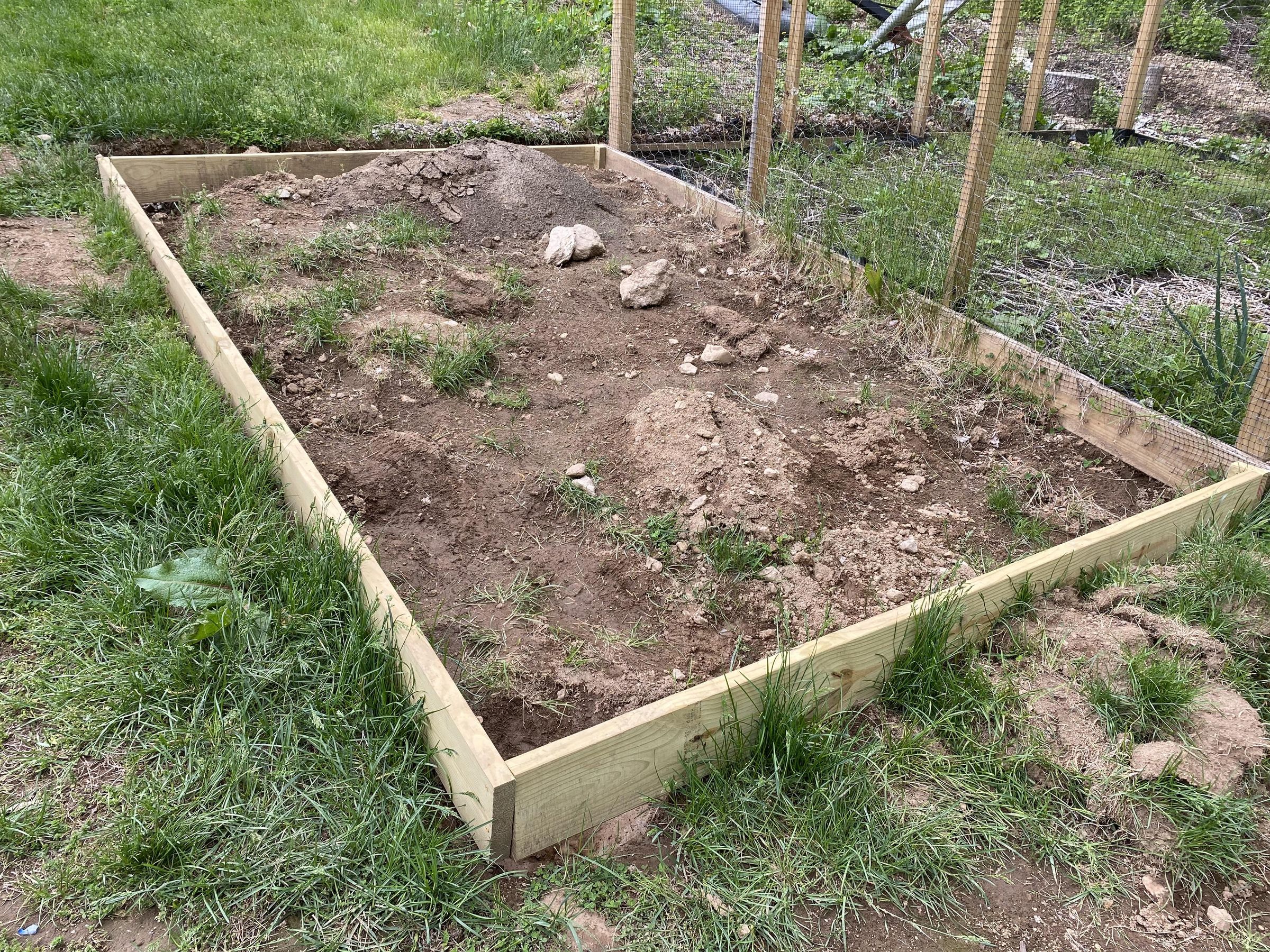 Protected Garden Enclosure 2.0 : 7 Steps (with Pictures) - Instructables