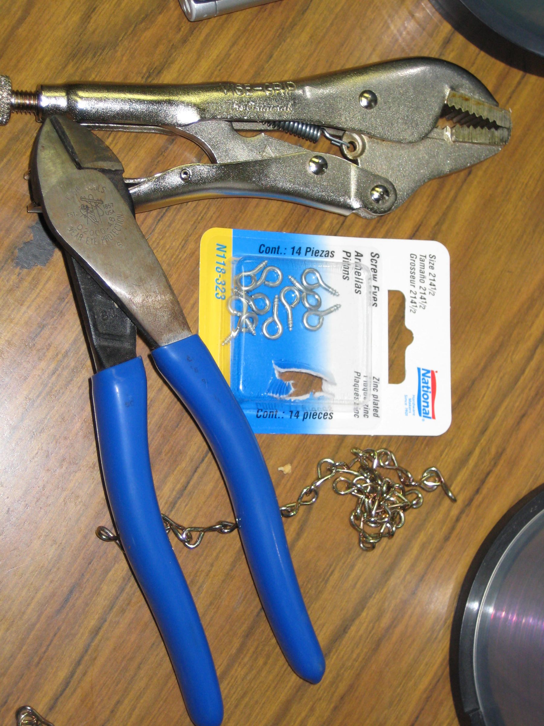 DIY Custom Keychains! (Dice) : 3 Steps - Instructables