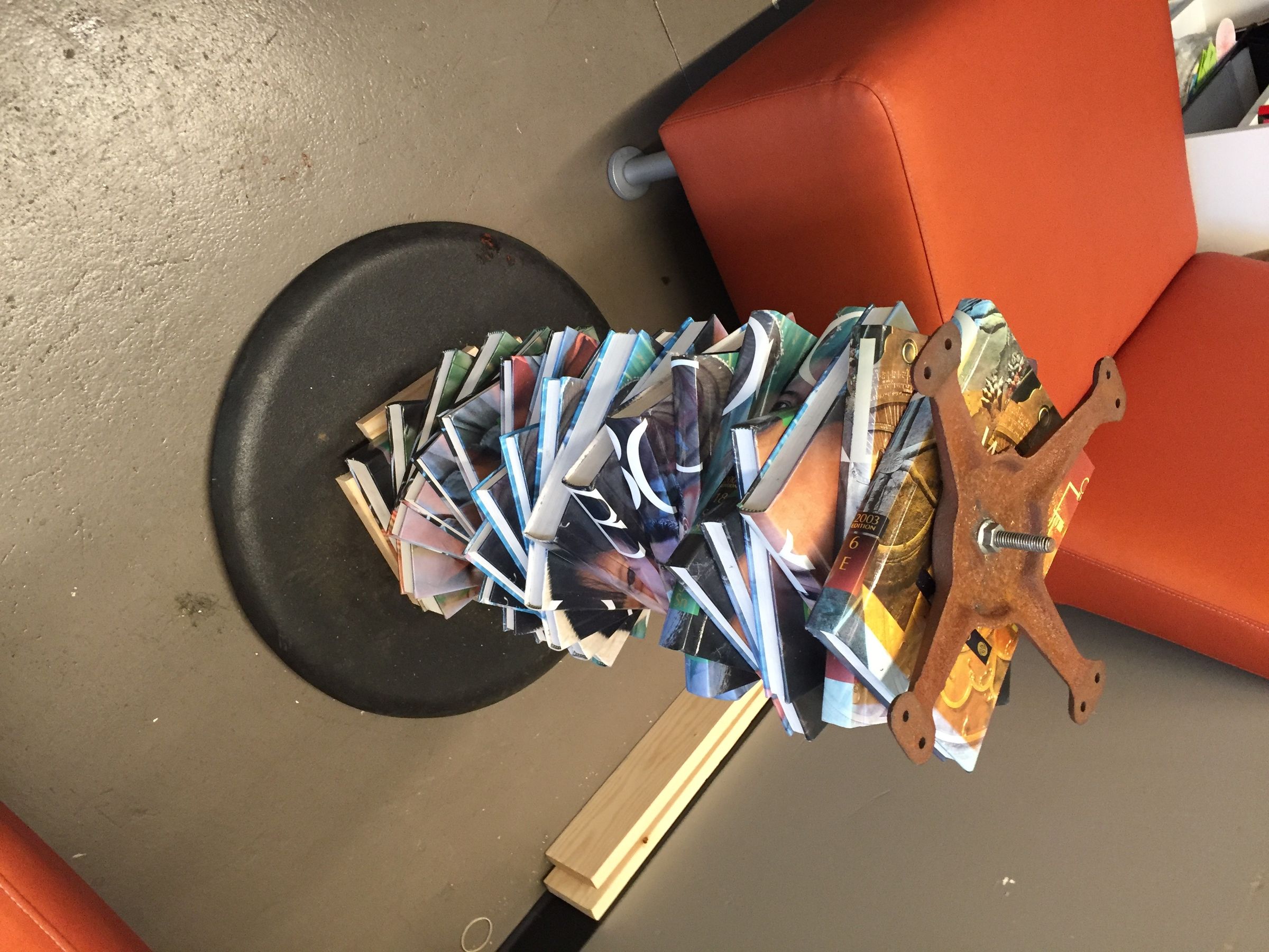 Encyclopedia Table : 5 Steps (with Pictures) - Instructables