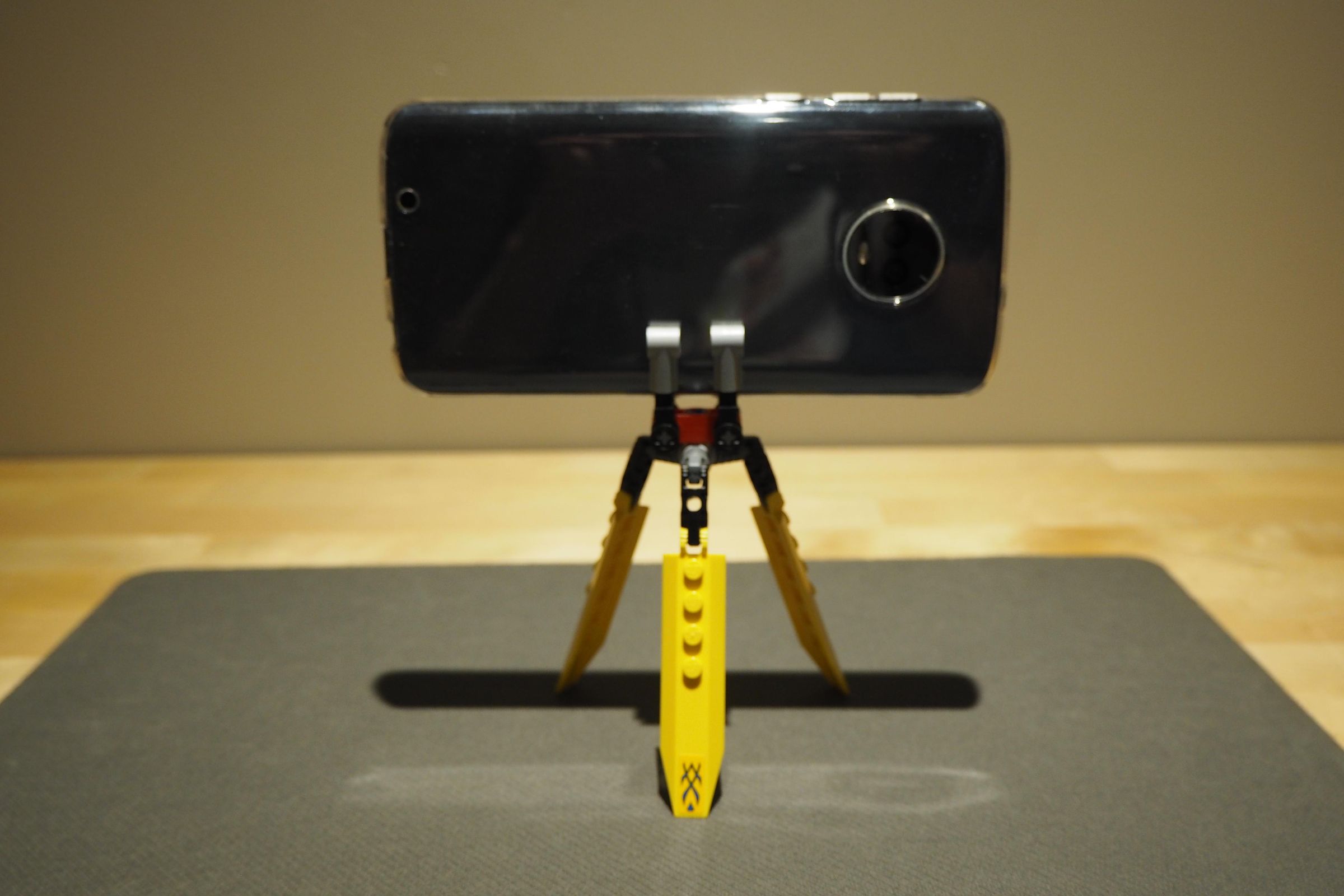 Lego Phone Tripod Jig/holder : 6 Steps - Instructables