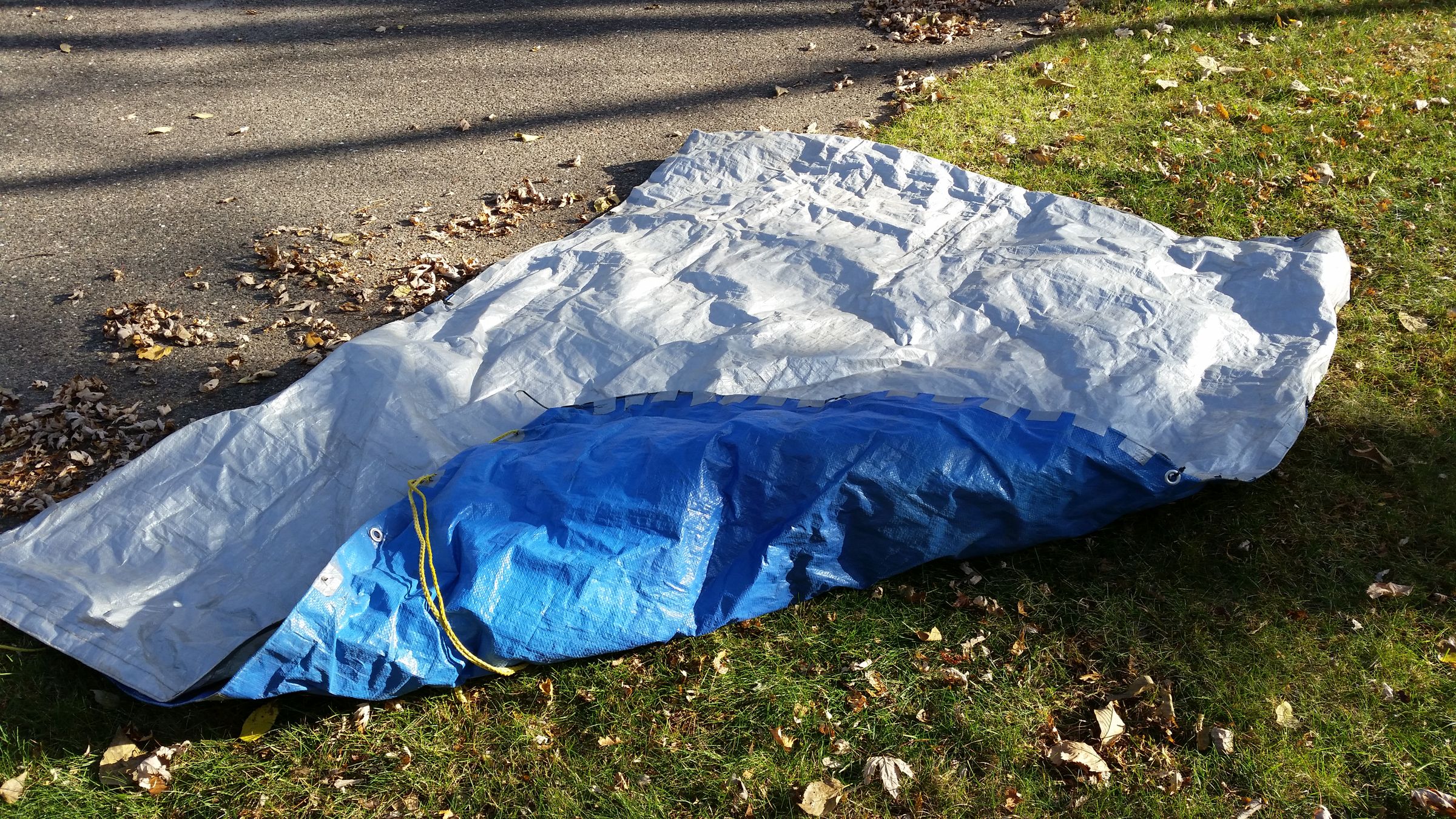 Tarp Leaf Bagging System : 5 Steps (with Pictures) - Instructables