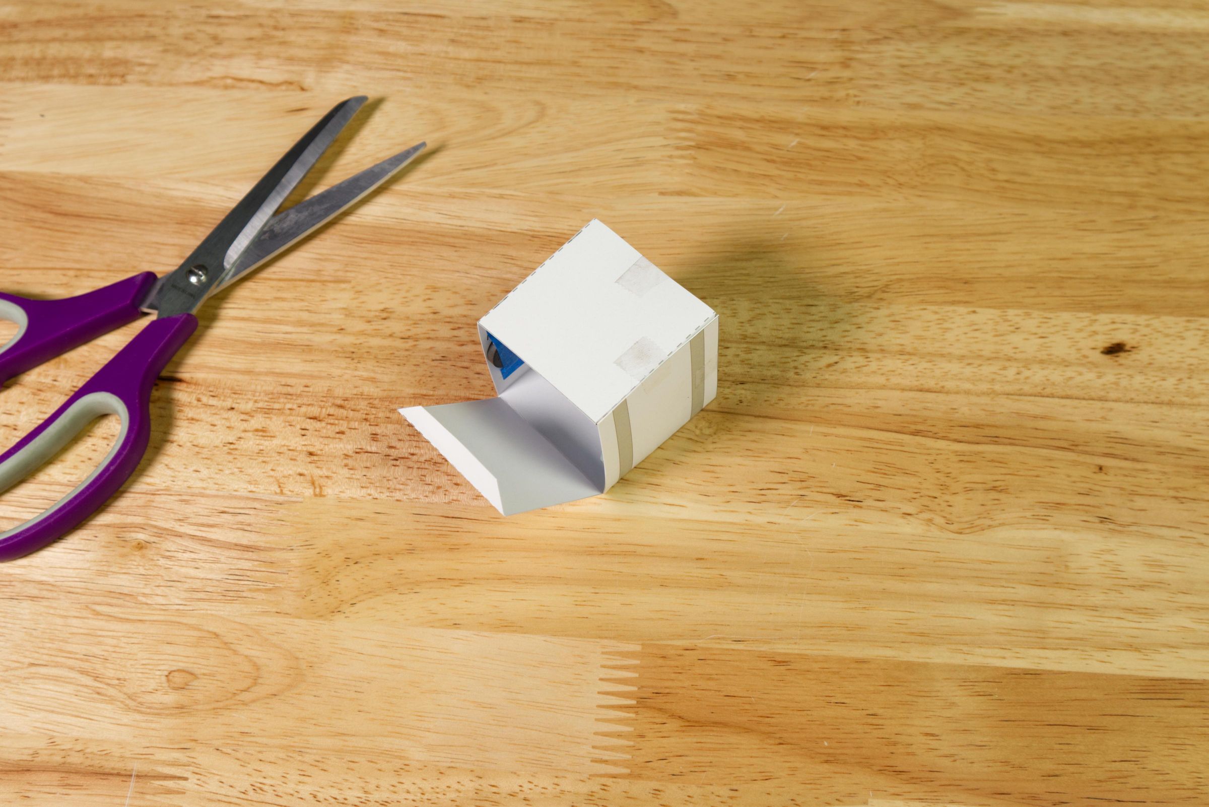 Paper Circuits Cubes : 12 Steps (with Pictures) - Instructables