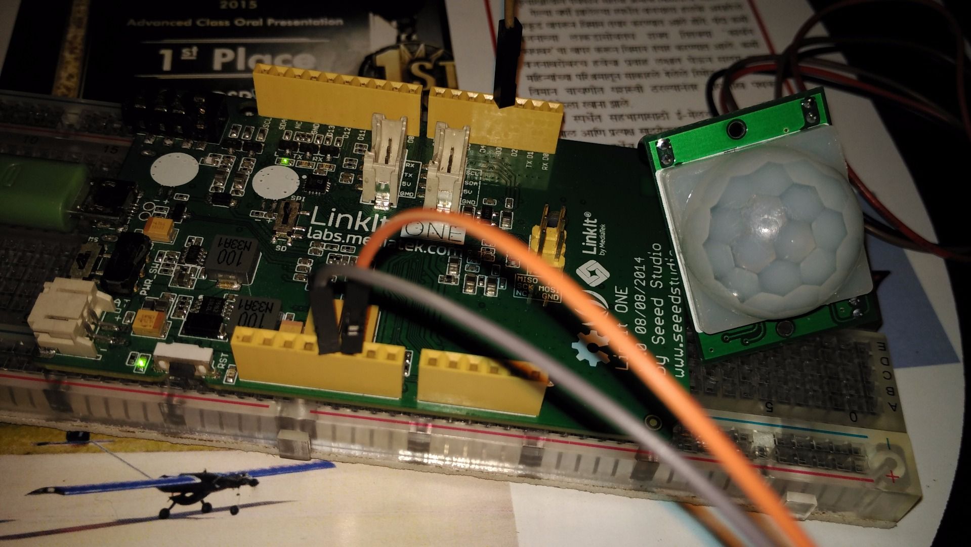 Garage Light Control Using PIR and LinkIt One Board : 3 Steps ...