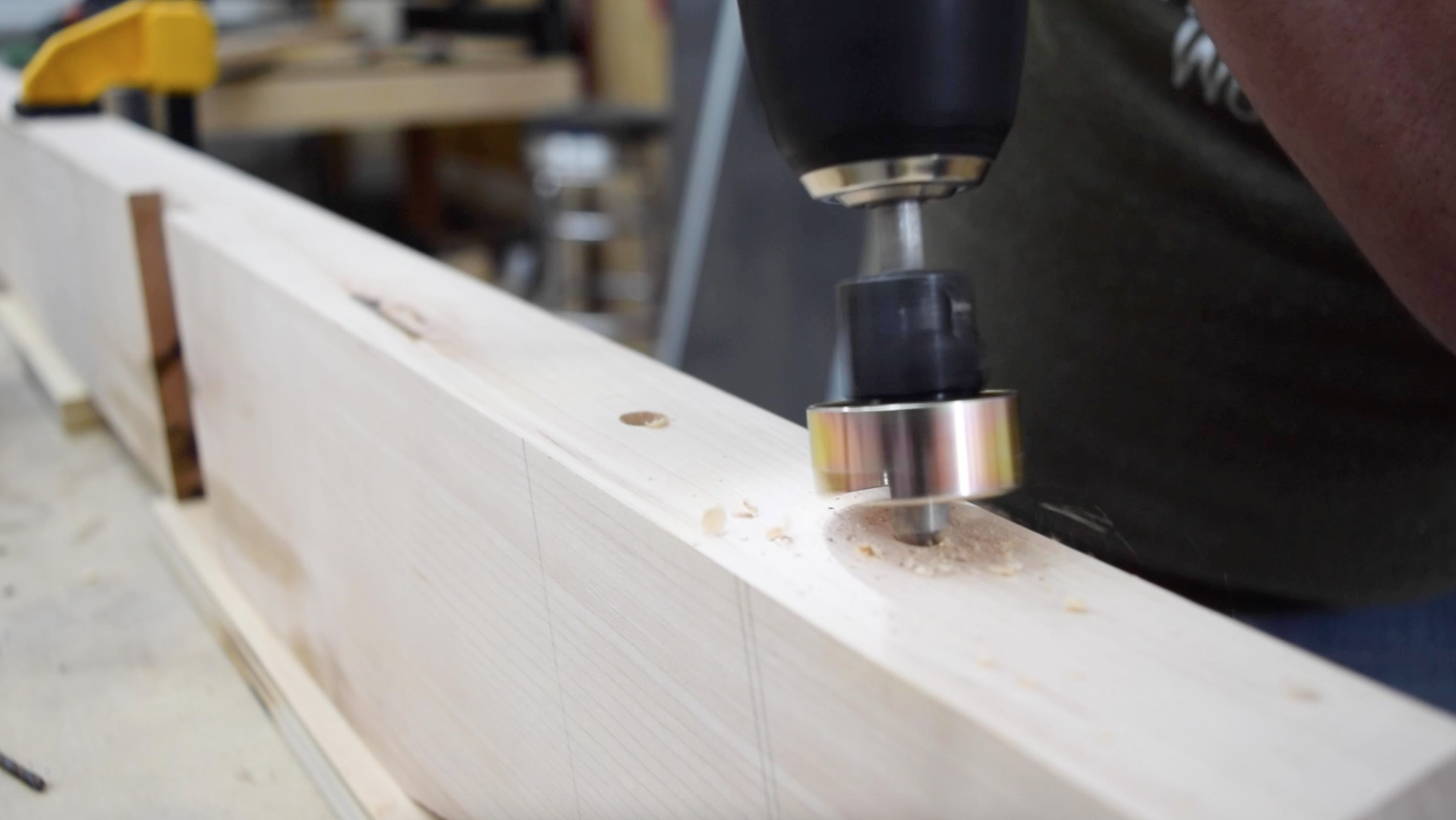 Modern Wall Bench : 7 Steps - Instructables