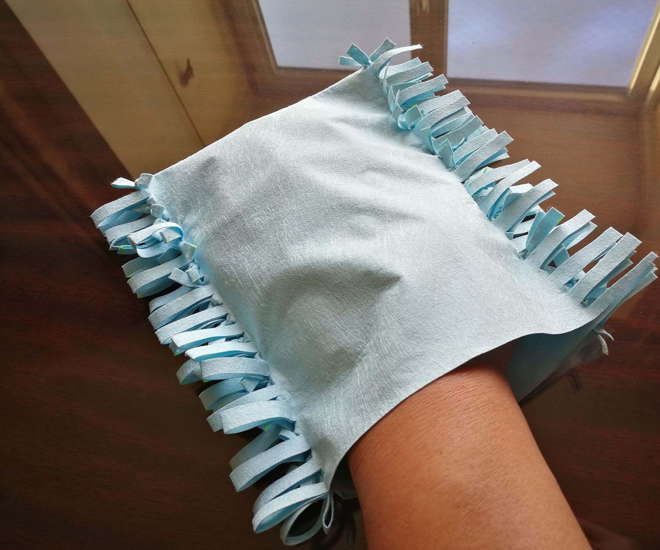 A Simplest Cleaning Mitt : 3 Steps - Instructables