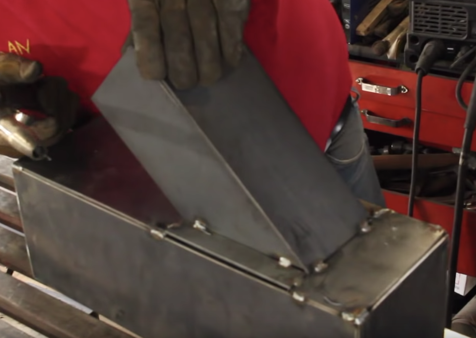 Build a Rocket Stove! a Welding Practice Project. : 4 Steps - Instructables