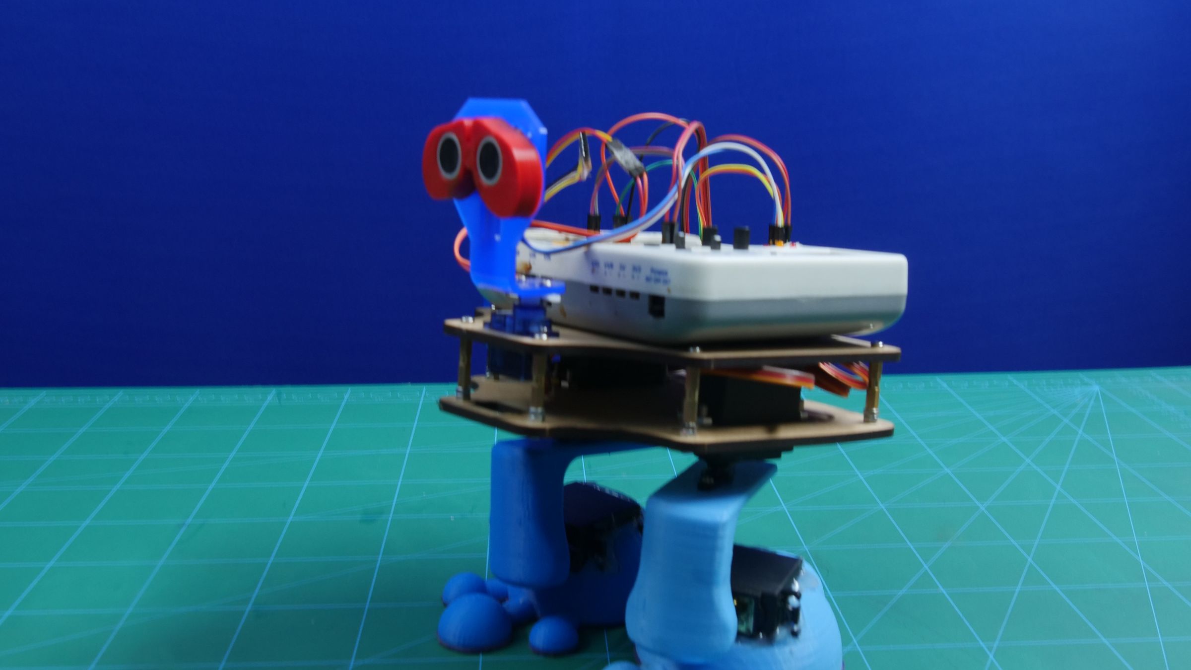 Autonomous Biped Robot Using Arduino Based Embedded Platform : 10 Steps ...