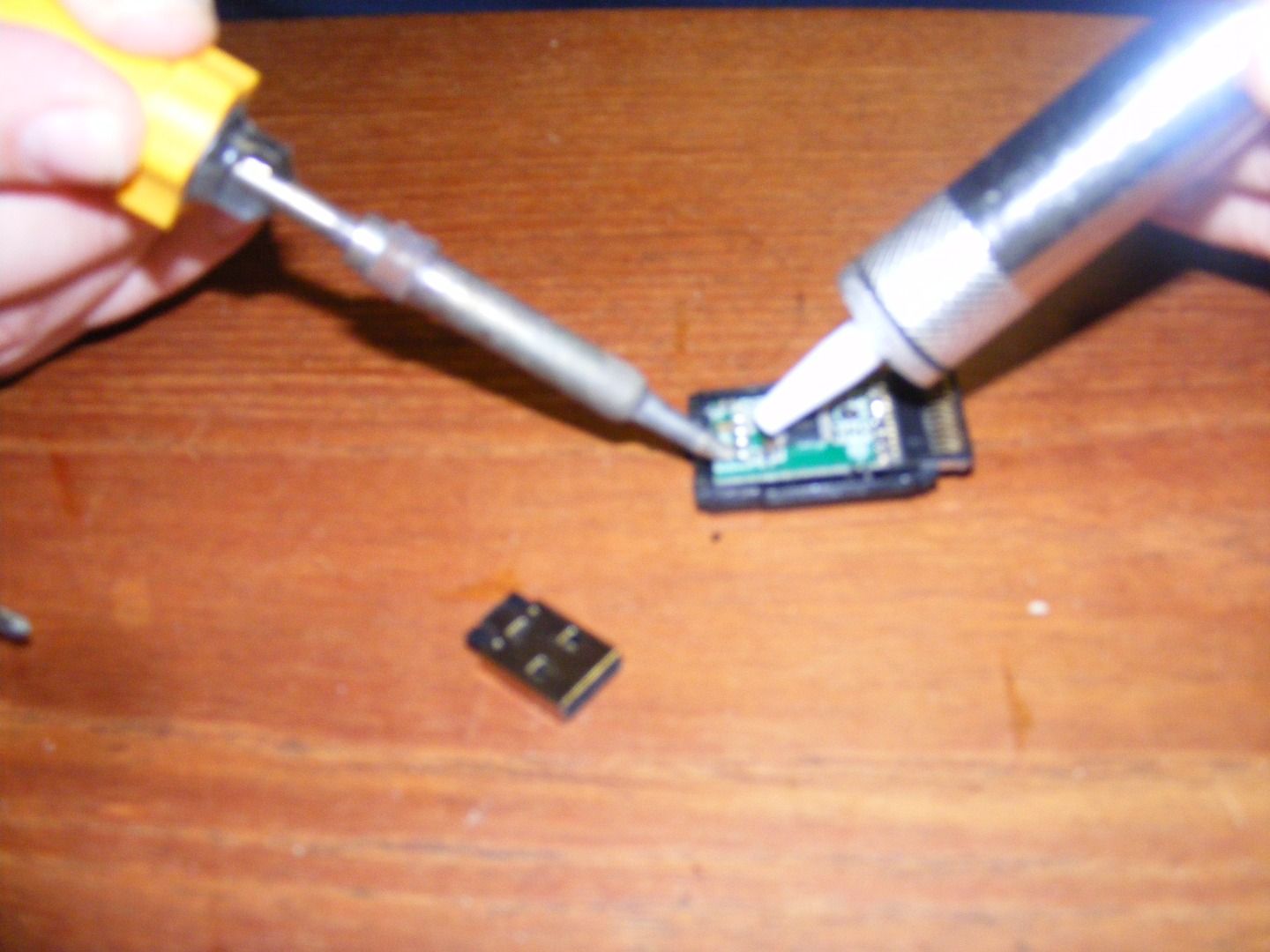 Replacing a Broken USB Connector on a Microsoft Autoroute GPS Receiver ...