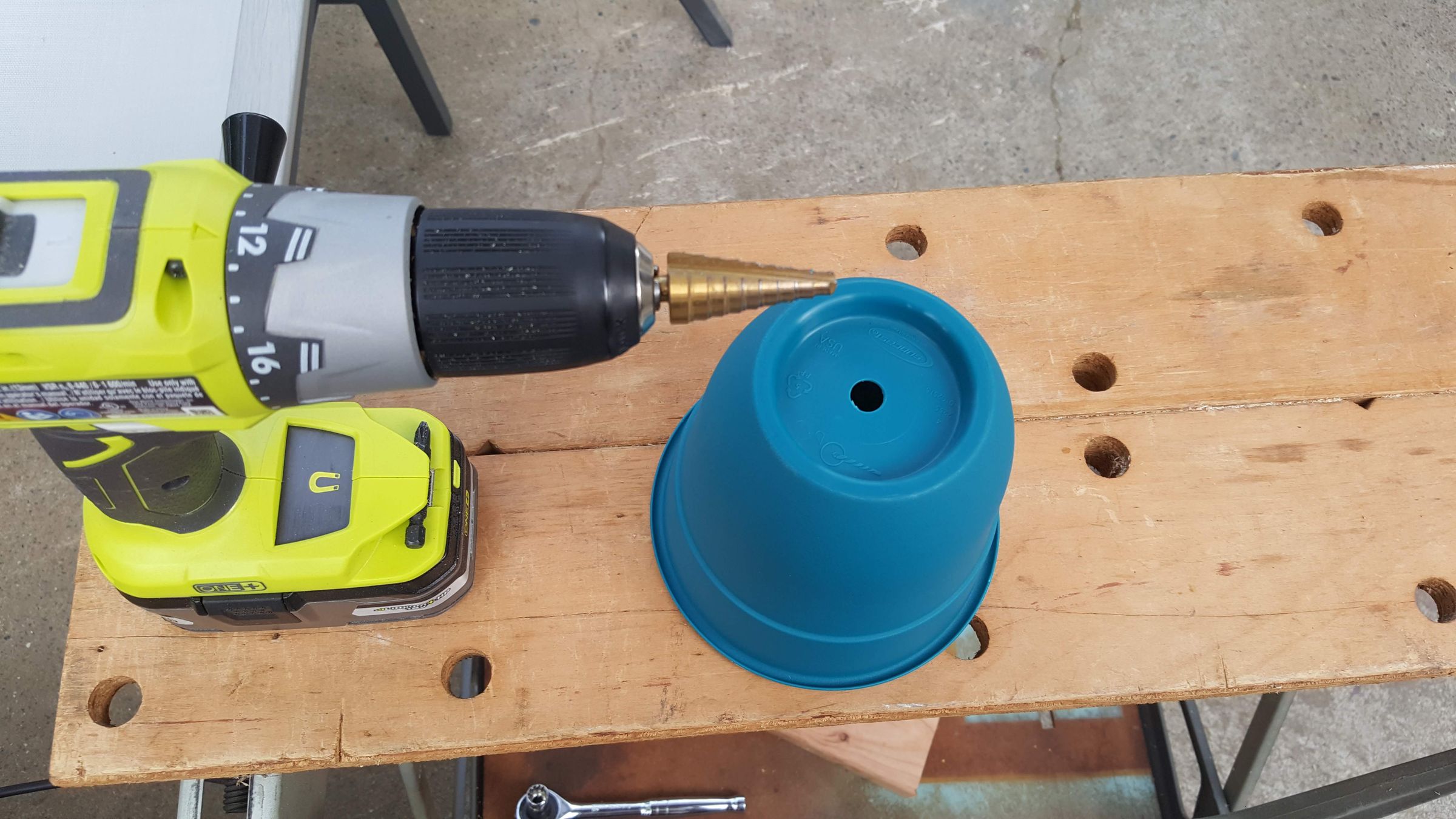 Outdoor Dog Platform With Water Fountain : 3 Steps (with Pictures ...