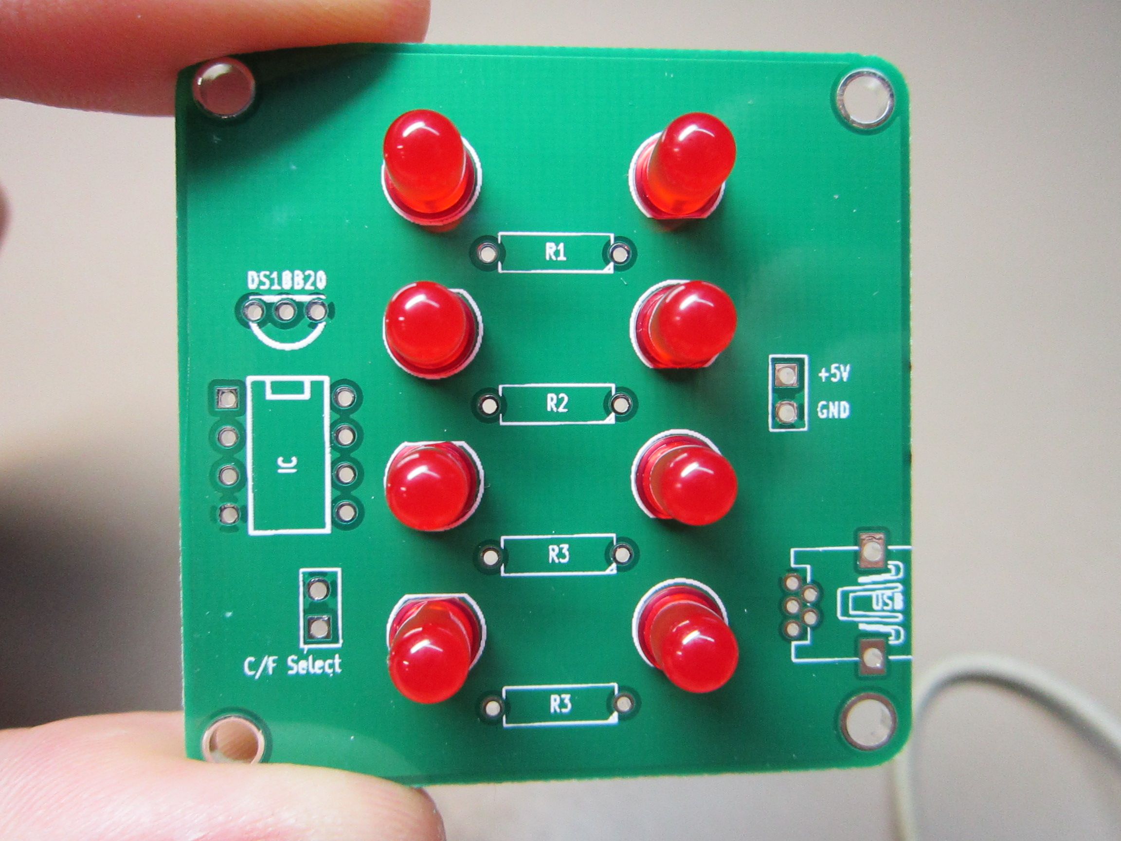 Binary Thermometer USB Powered : 8 Steps - Instructables